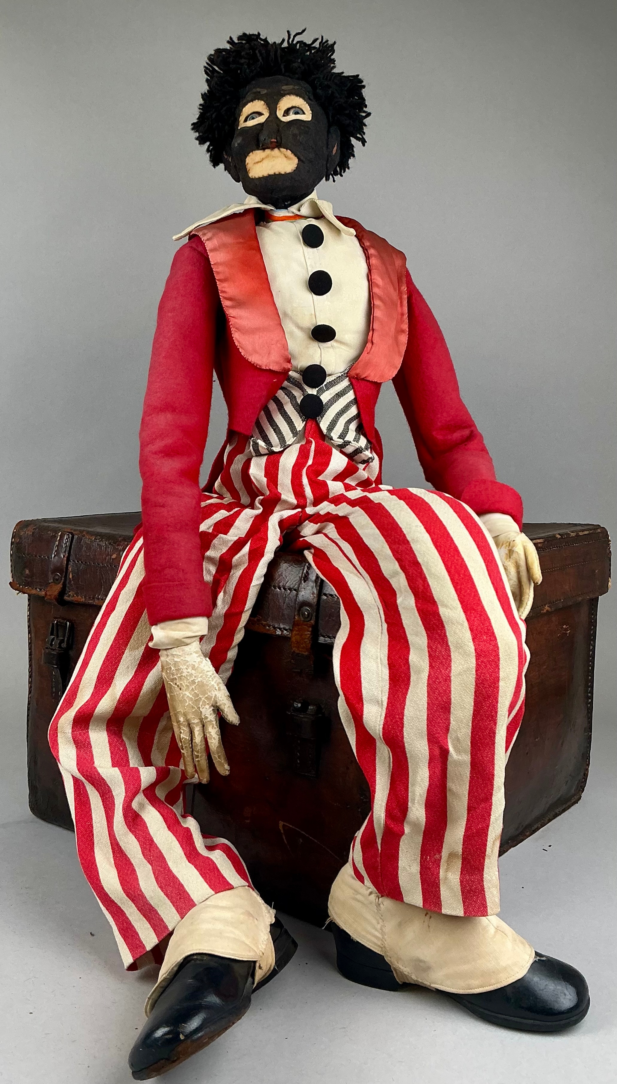 Juvenalia - a large 1920’s felt American Minstrel performer doll ...
