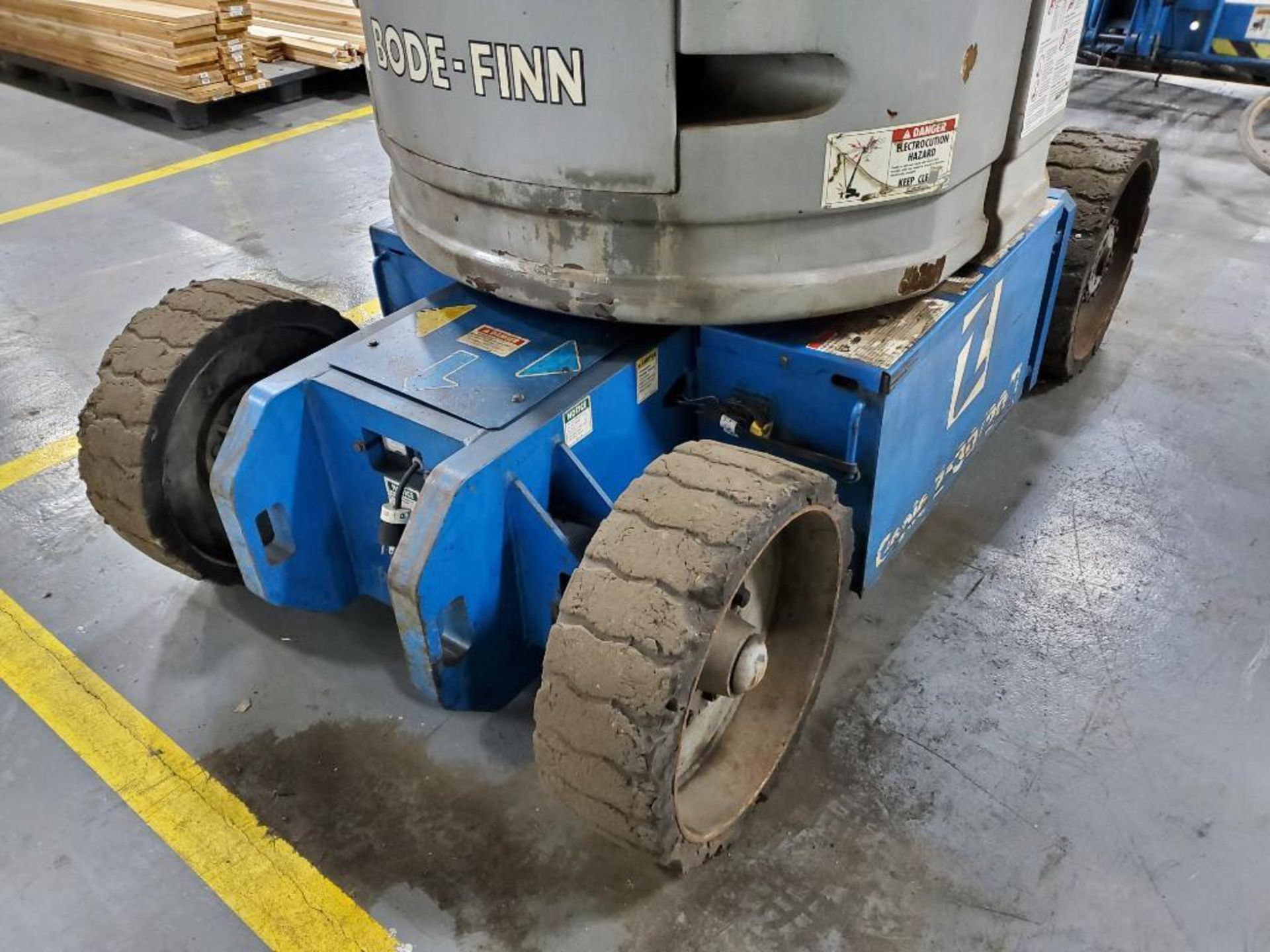 Genie Z-30/20N articulating boom lift. 837 hours. Serial # 1592. 36ft ...