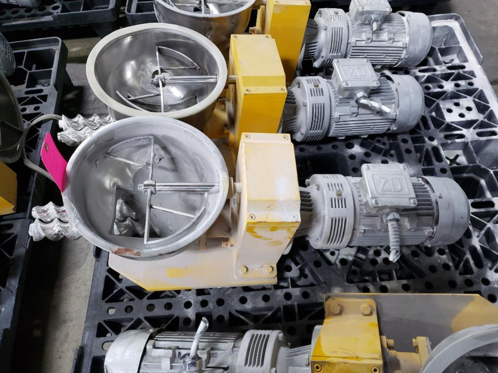 Qty 4 - Extruder mixer heads.