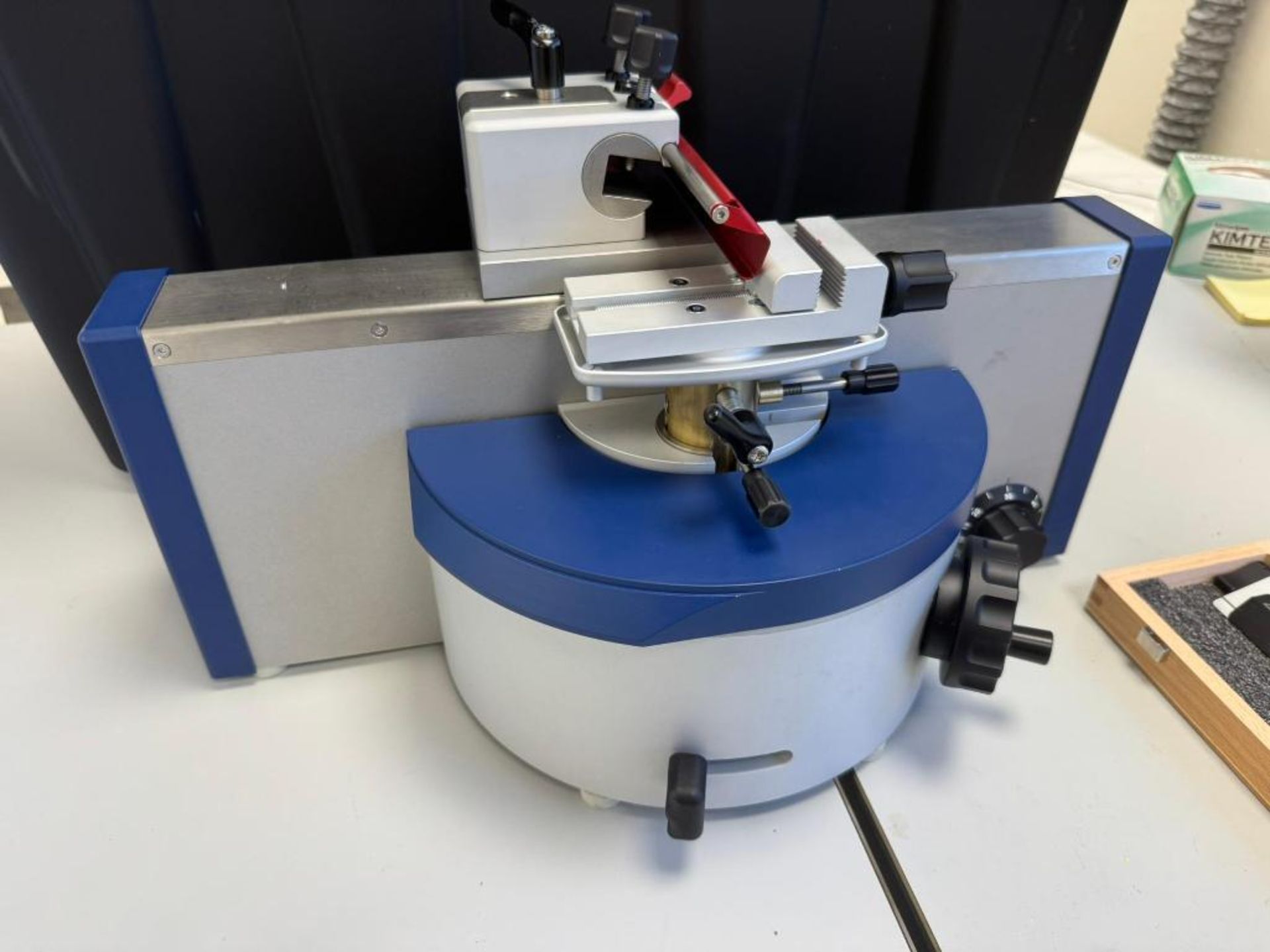 Slee Medical Manual Sliding Microtome, Model Cuttec S, Serial# AX24070152.