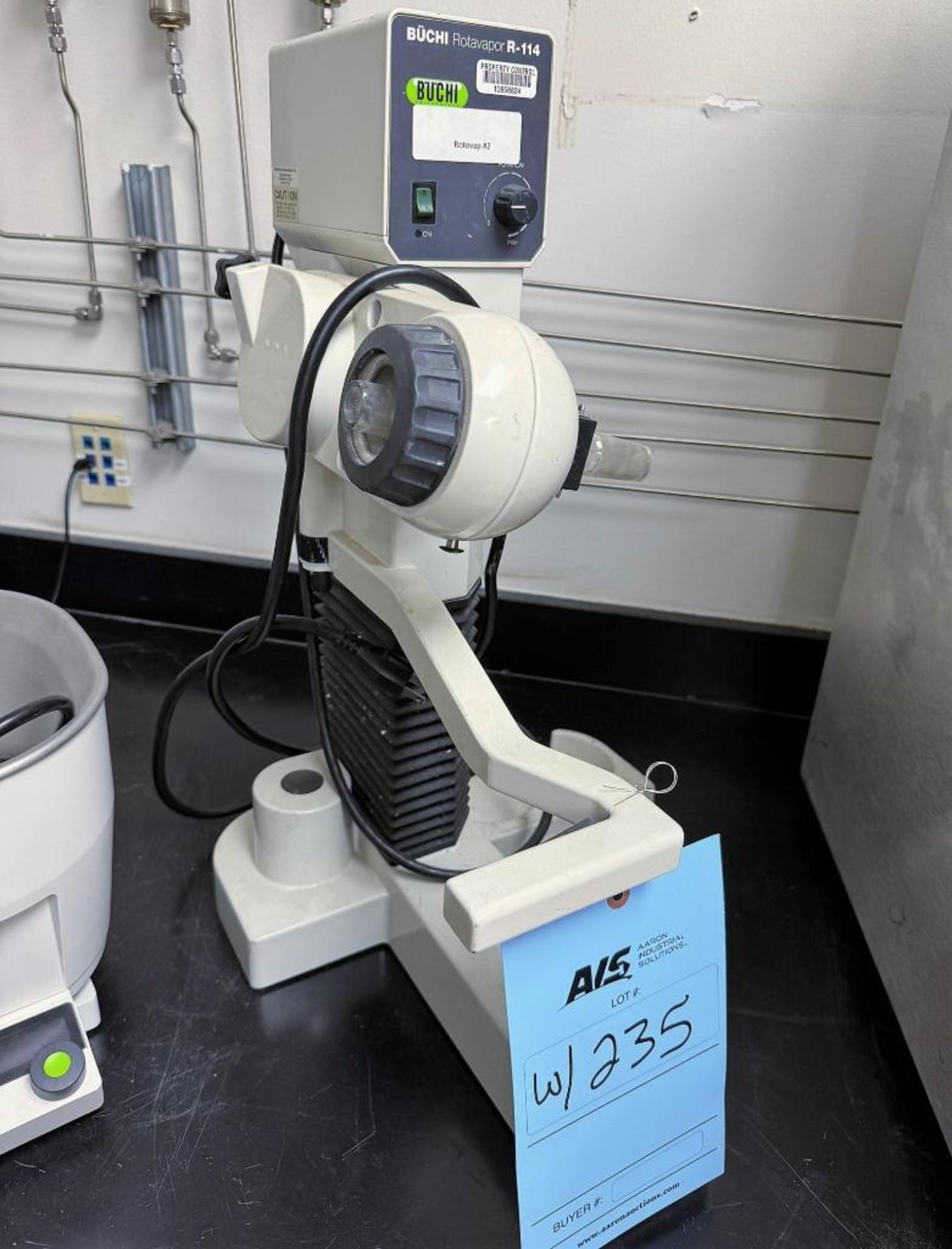 Lot Of Assorted Buchi Rotary Evaporator Parts. With Buchi R-300 EL, I ...