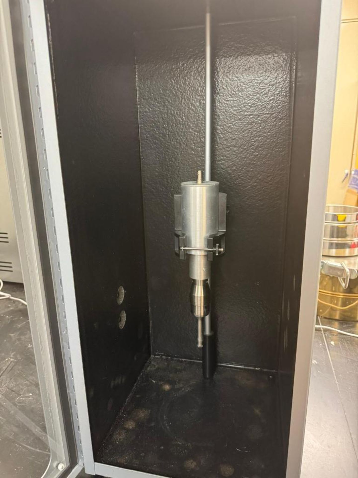 Fisher Probe Sonicator, Model CL-334, Serial# 2014070877. With sound ...