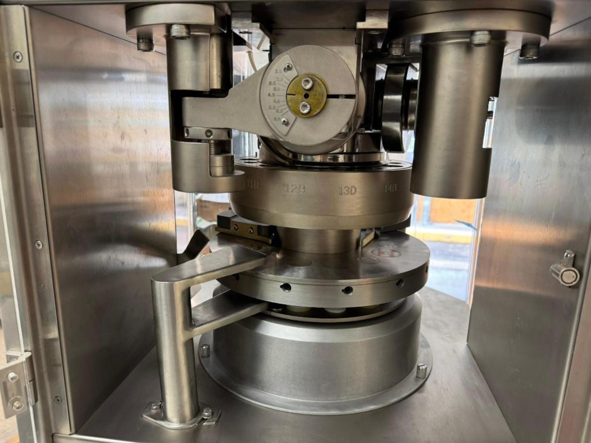 Parle Elizabeth Tools PVT. LTD. Single Rotary Tablet Press, Model# EP ...
