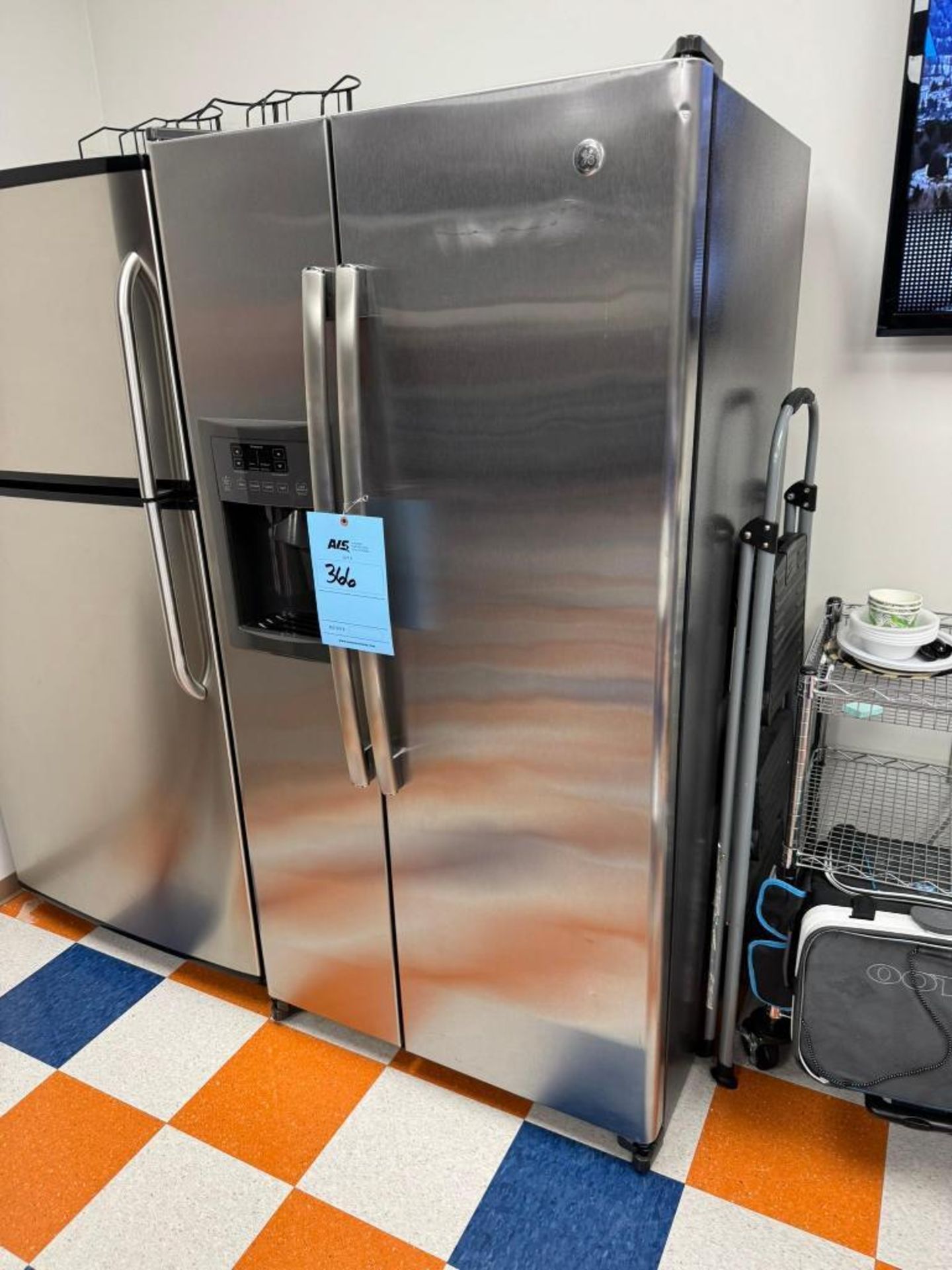 General Electric Stainless Steel Fridge/Freezer, Model # GSE22ESHB-SS ...