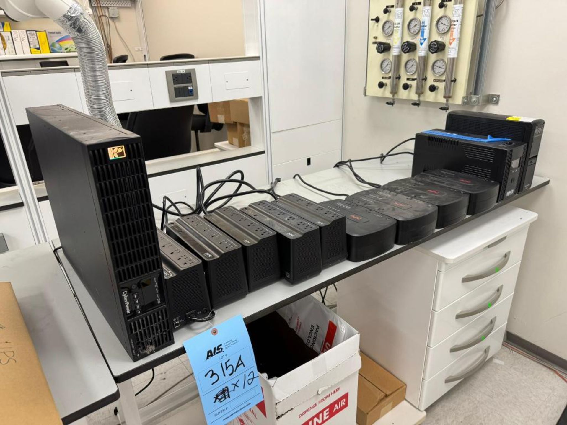 Lot of (12) Assorted Battery Back-Up Power Banks.