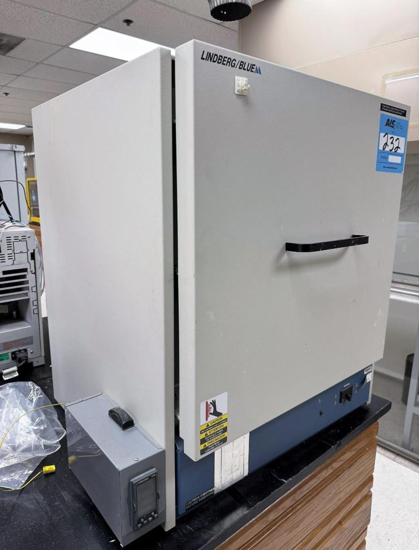 Lindberg Blue M Box Furnace, Model BF51842C-1, Serial# Y08K-504071-YK.