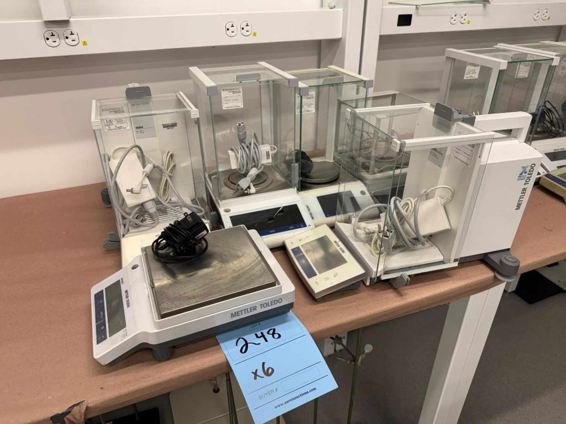 Lot Consisting Of: (1) Mettler Toledo XS205DU Semi-Micro Balance ...