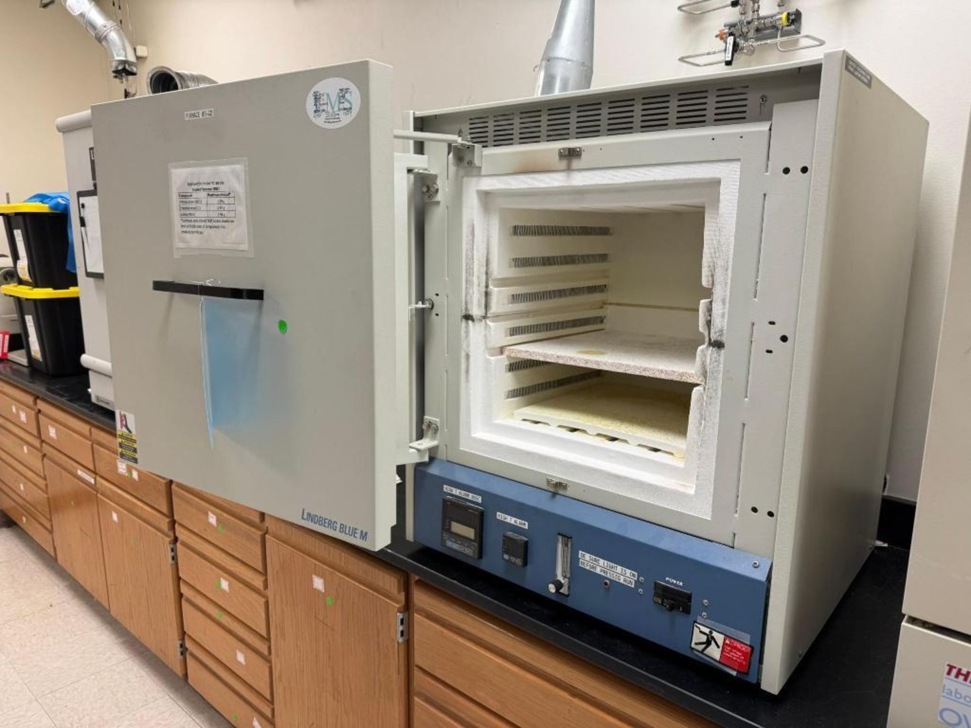 Lindberg Blue M Box Furnace, Model BF51842PBFMC-1, Serial# Z04Y-512138-ZY.