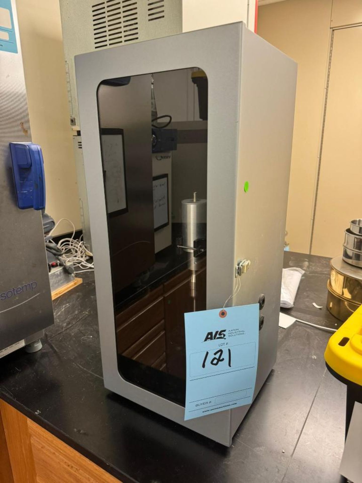 Fisher Probe Sonicator, Model CL-334, Serial# 2014070877. With sound ...