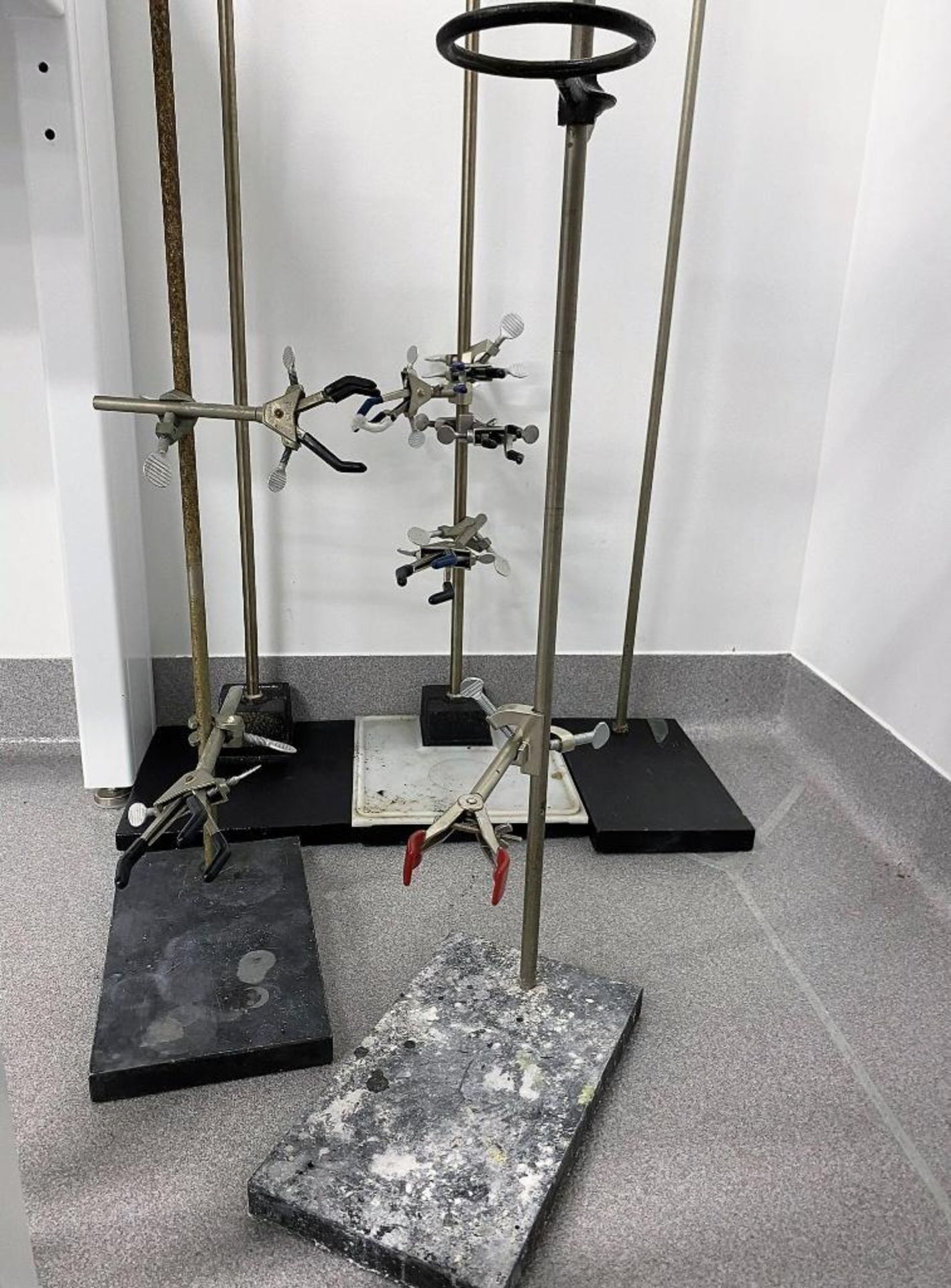 Lot Of Assoted Size Lab Stands.