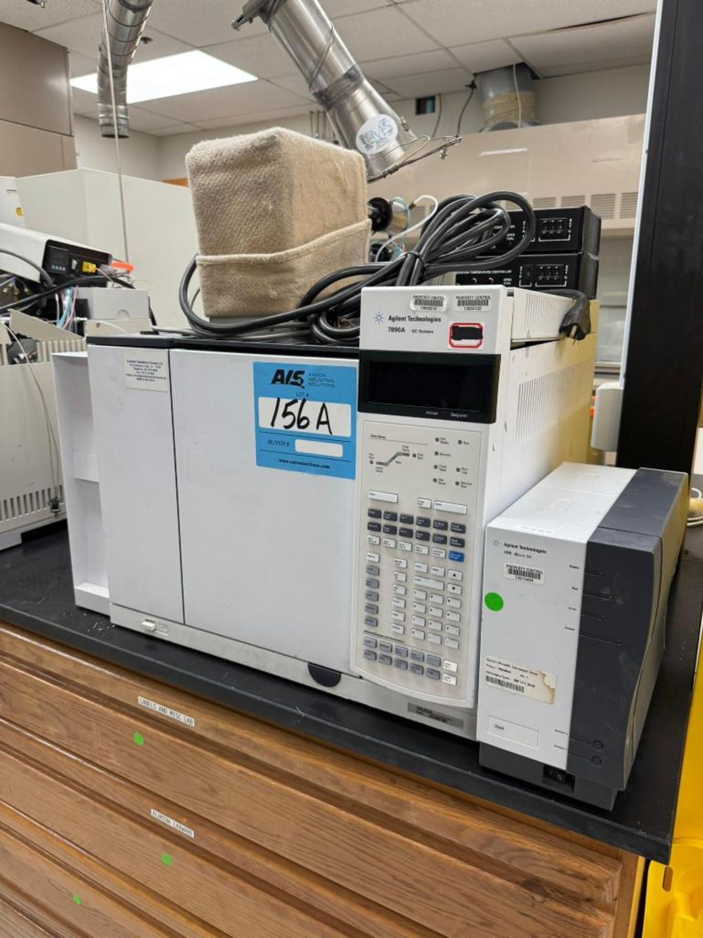 Agilent Technologies 7890A Gas Chromatograph, Serial# US10907002. With ...