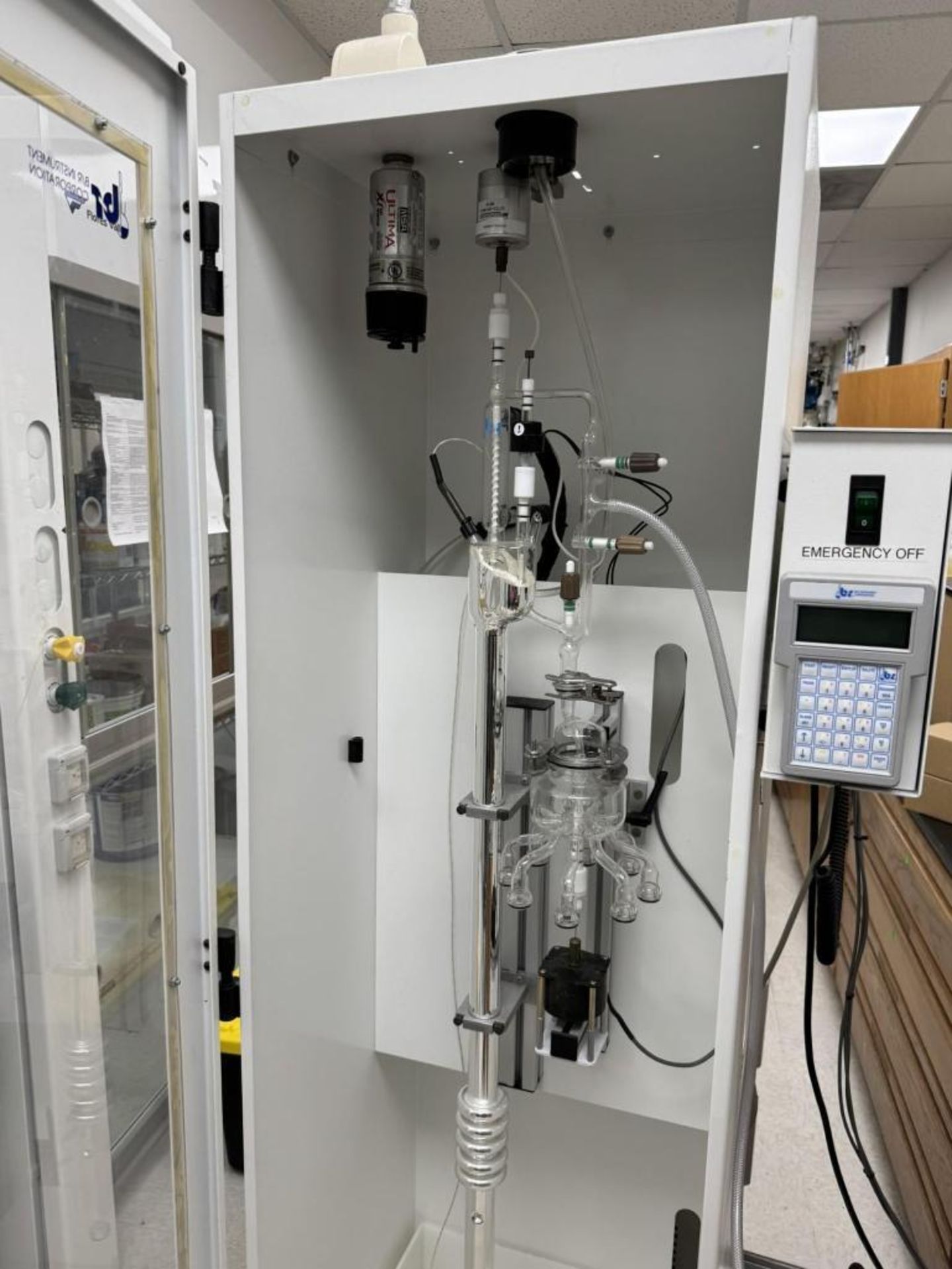 B/R Instrument Spinning Band Distillation System. With a M690 ...