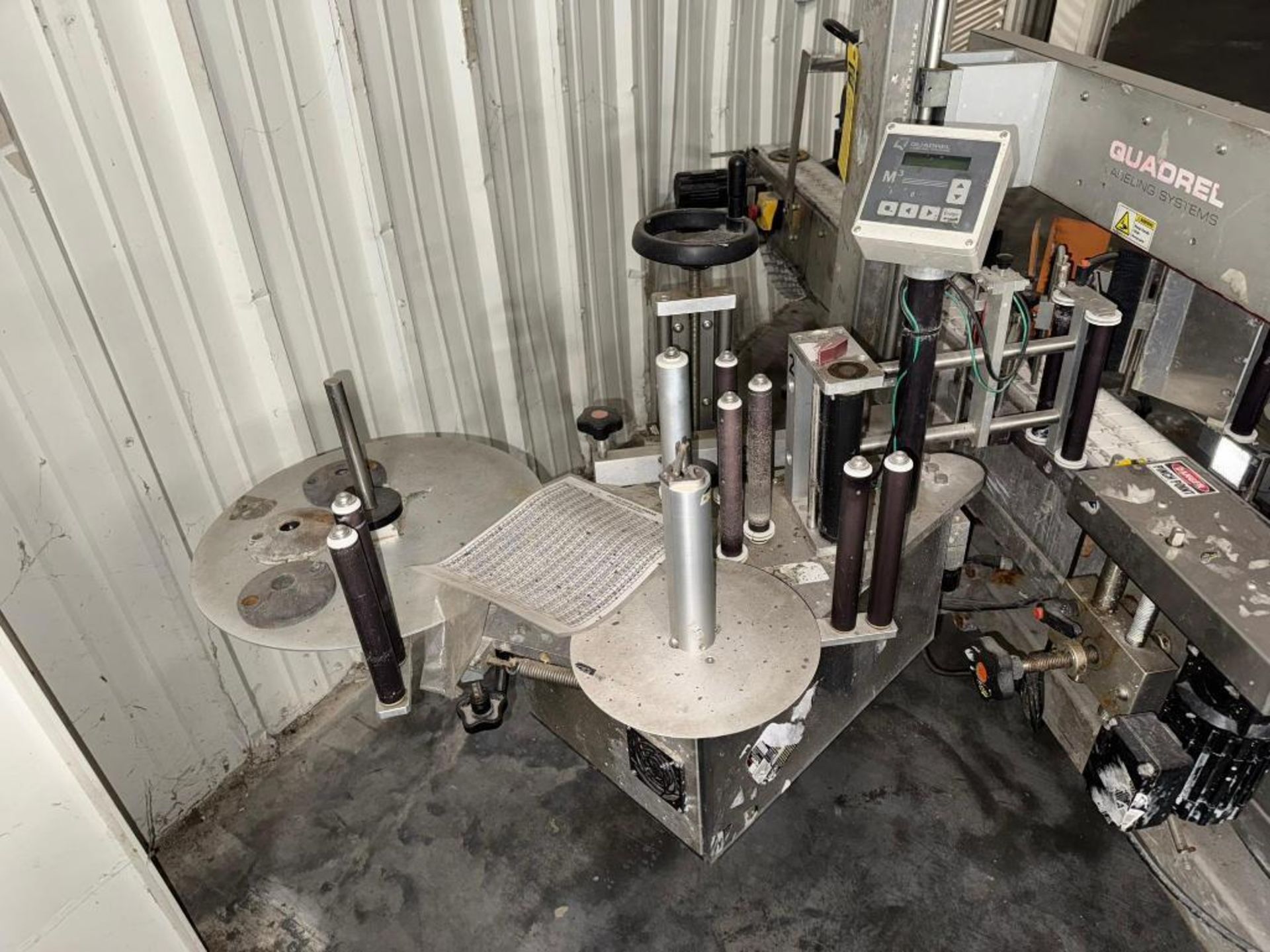 Quadrel labeling Systems Label Applicator, Model# Q105-Econoline-F/B ...