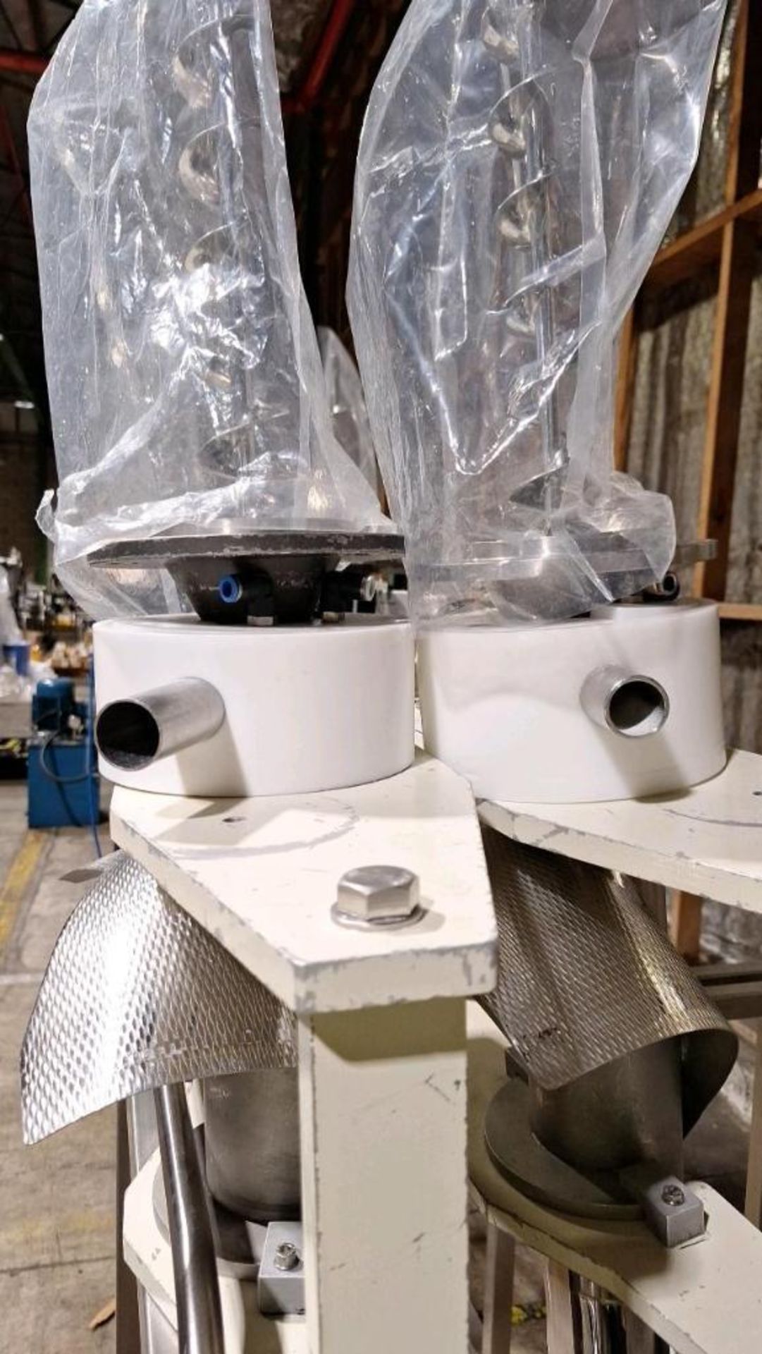 Lot of: Wolf Sachet Filler Change Parts.