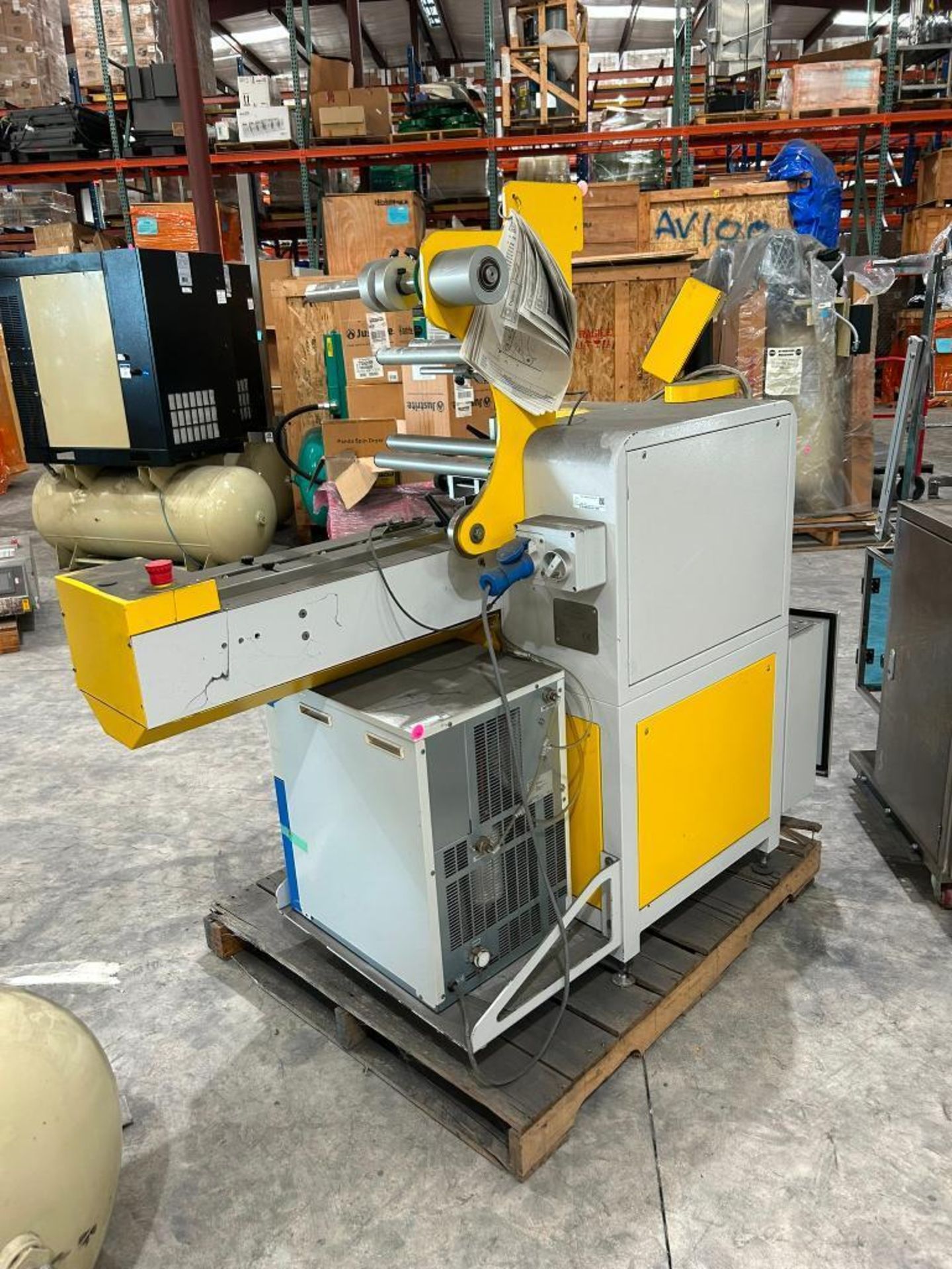 TLM Flow Wrapping Machine, Model # Wiki, Serial # 1377. With SMC Thermo ...