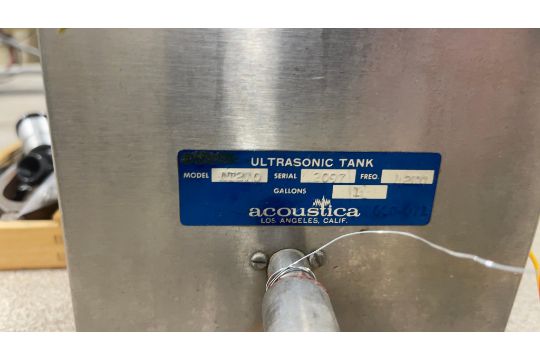 1 Gallon, Acoustica Ultrasonic Tank AT210, Serial: 2097