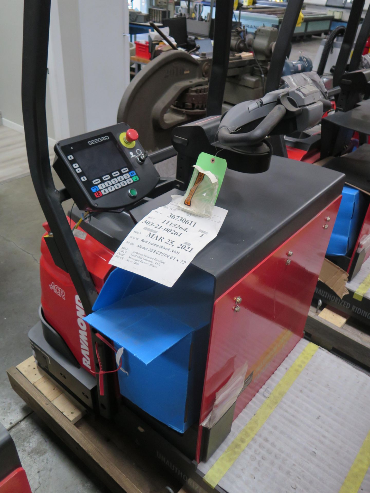 (NEW) 2021 Raymond 3030 Courier Automated Electric Lift Truck Stackers ...