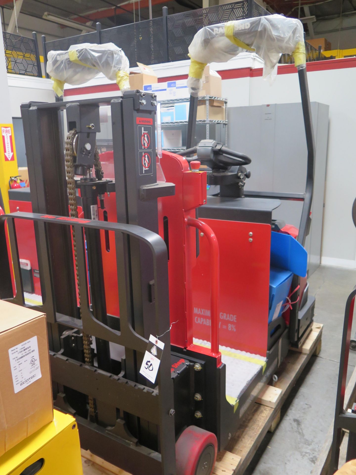 (NEW) 2021 Raymond 3030 Courier Automated Electric Lift Truck Stackers ...
