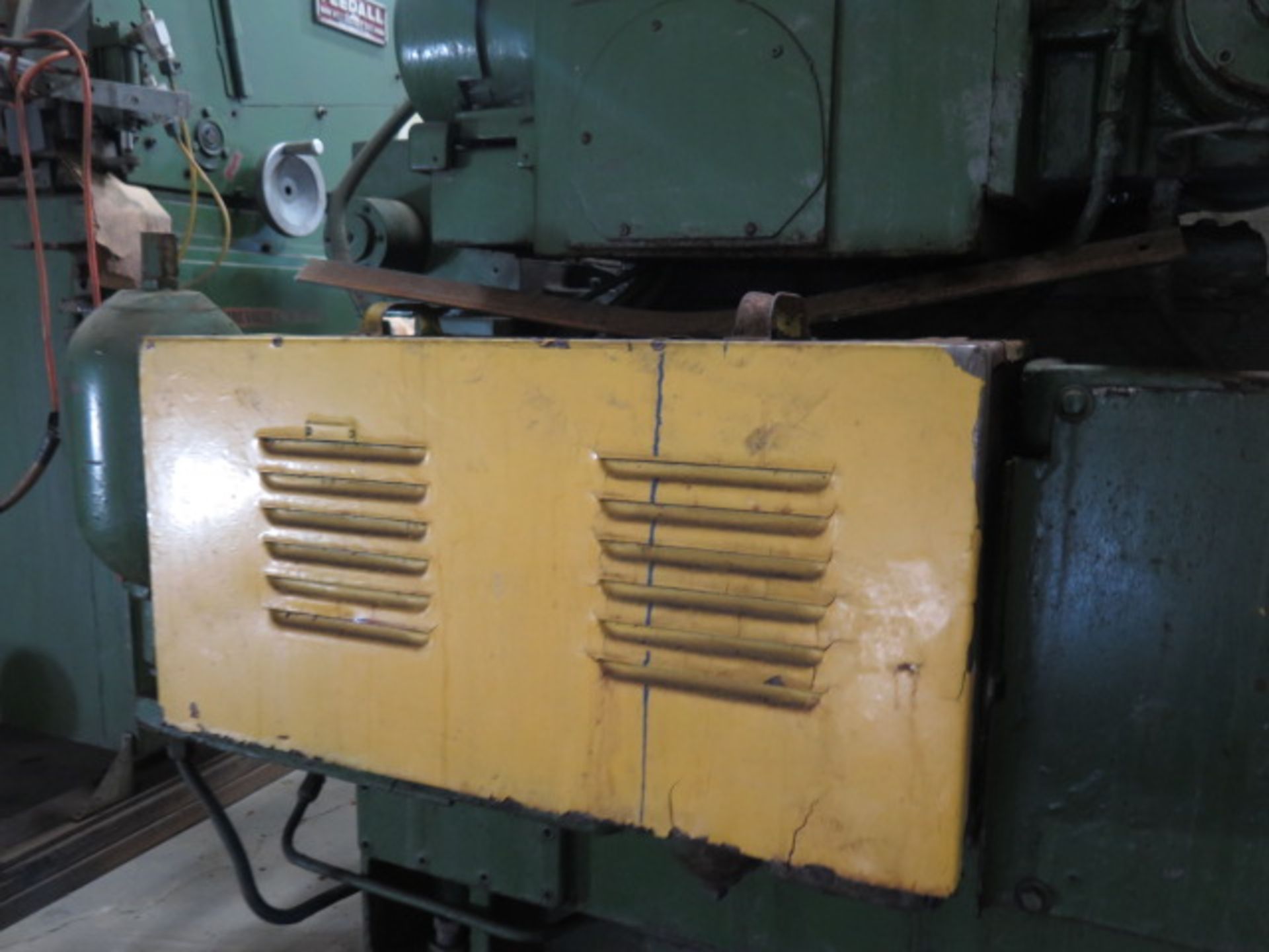 Cincinnati Centerless Grinder w/ Hydraulic Grinding Wheel Dresser ...