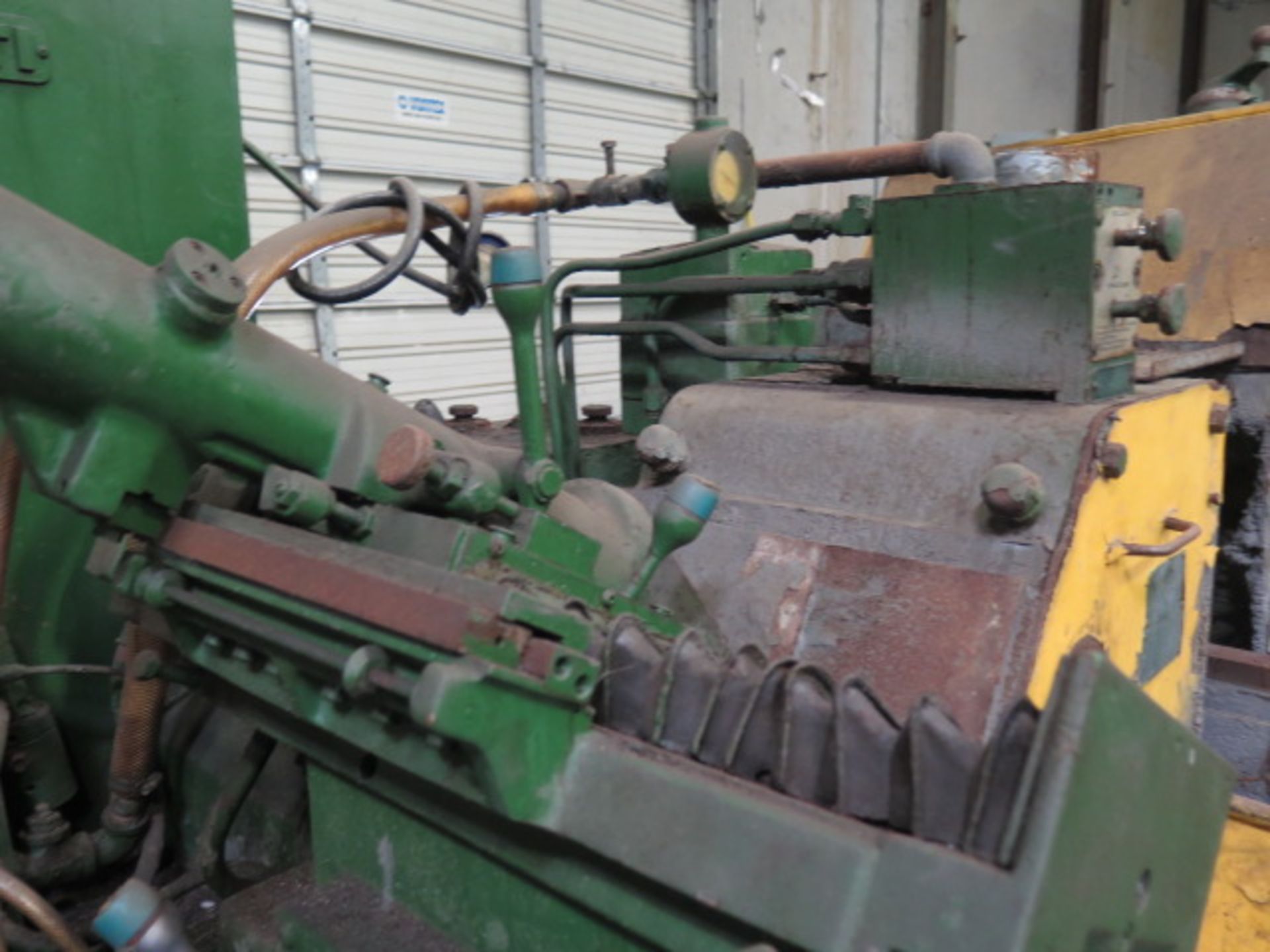Cincinnati Centerless Grinder w/ Hydraulic Grinding Wheel Dresser ...