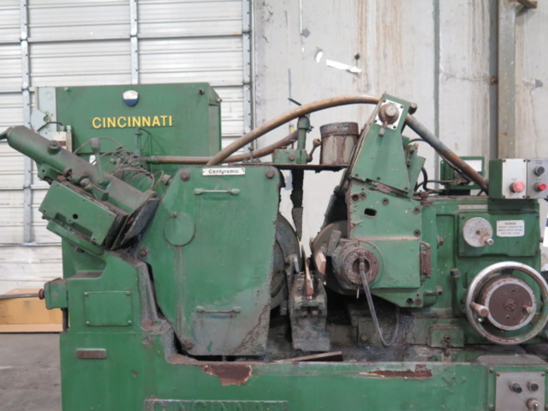 Cincinnati Centerless Grinder w/ Hydraulic Grinding Wheel Dresser ...