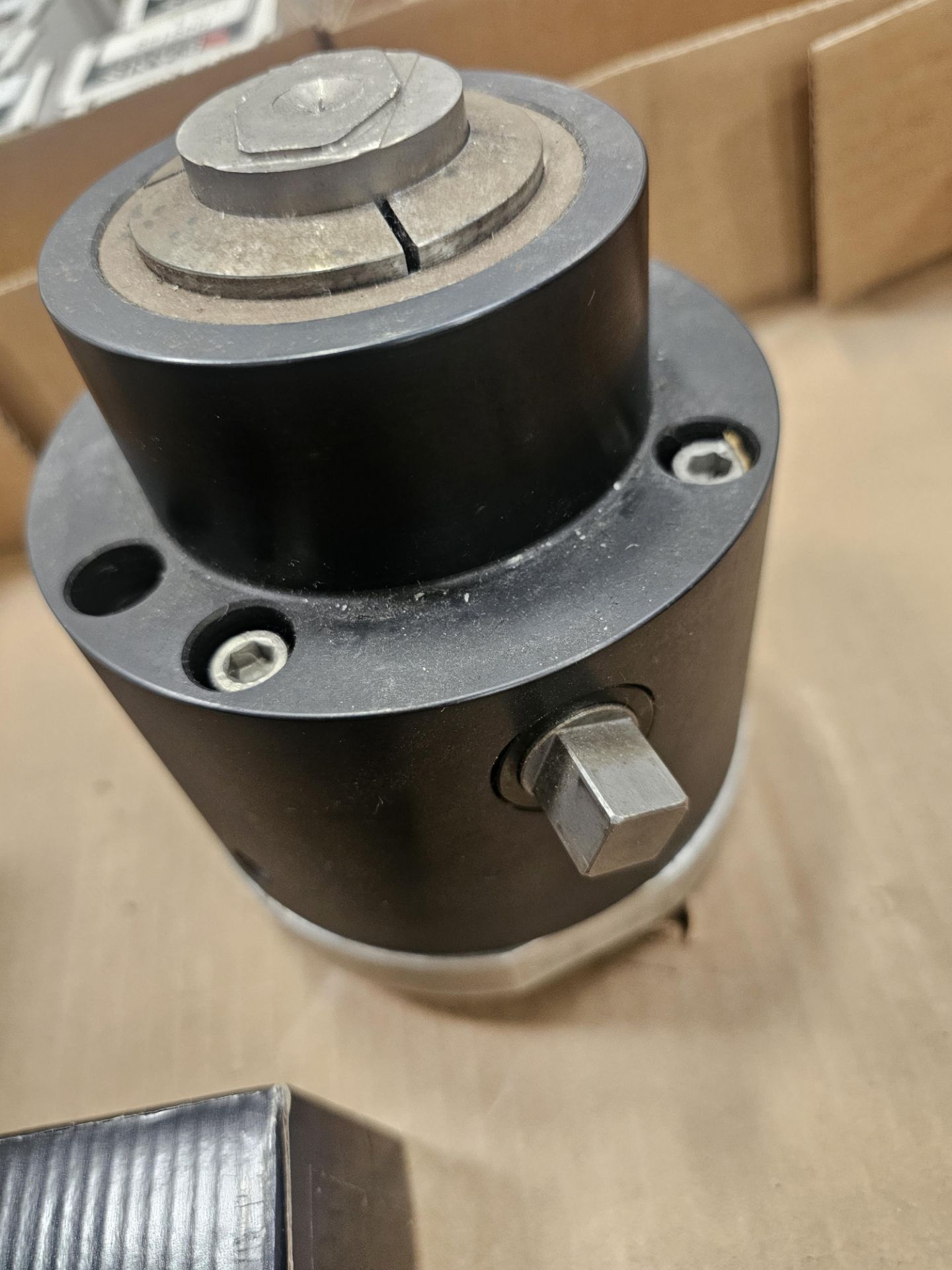 Royal mdl. 62006 16C Collet Chuck (SOLD AS-IS - NO WARRANTY)