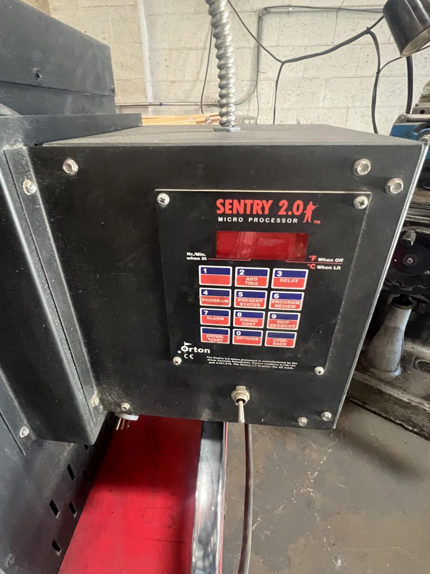 KNIGHTS DRAGON FIRE FURNACE W/SENTRY 2.0 MICRO PROCESSOR ON CART