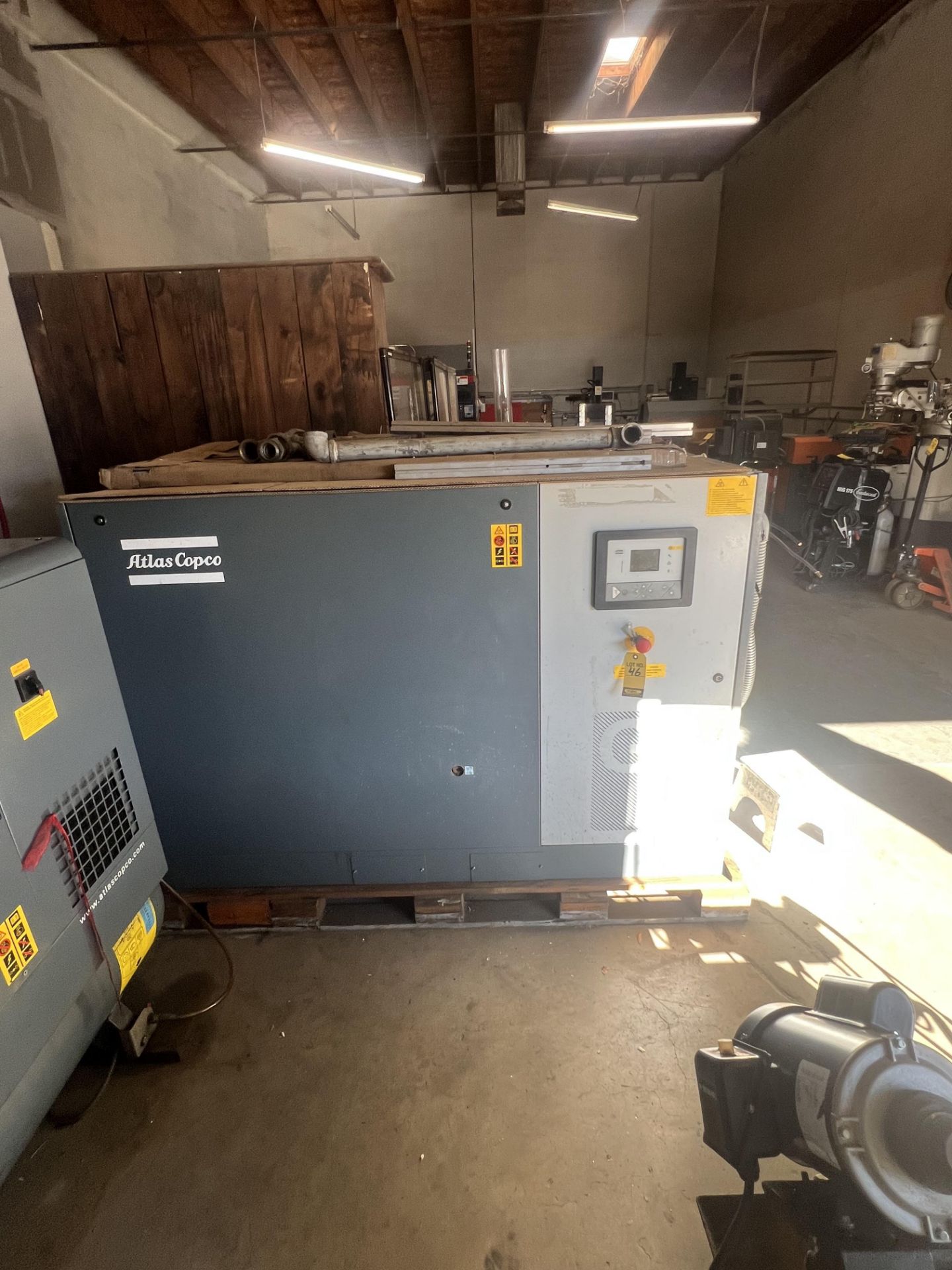 ATLAS COPCO GA15FF ROTARY SCREW AIR COMPRESSOR 20HP. (RECENTLY RETURNED ...