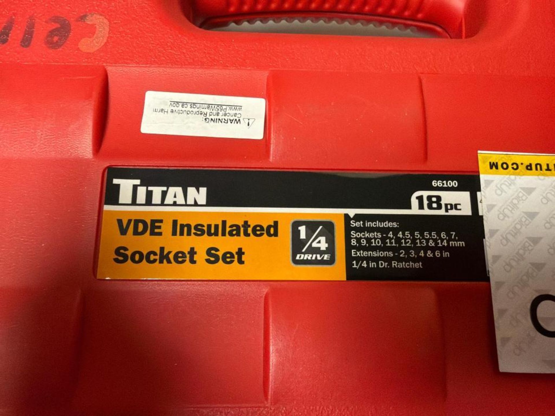 K Tool International 24-piece, 1/2" drive insulated socket wrench set ...