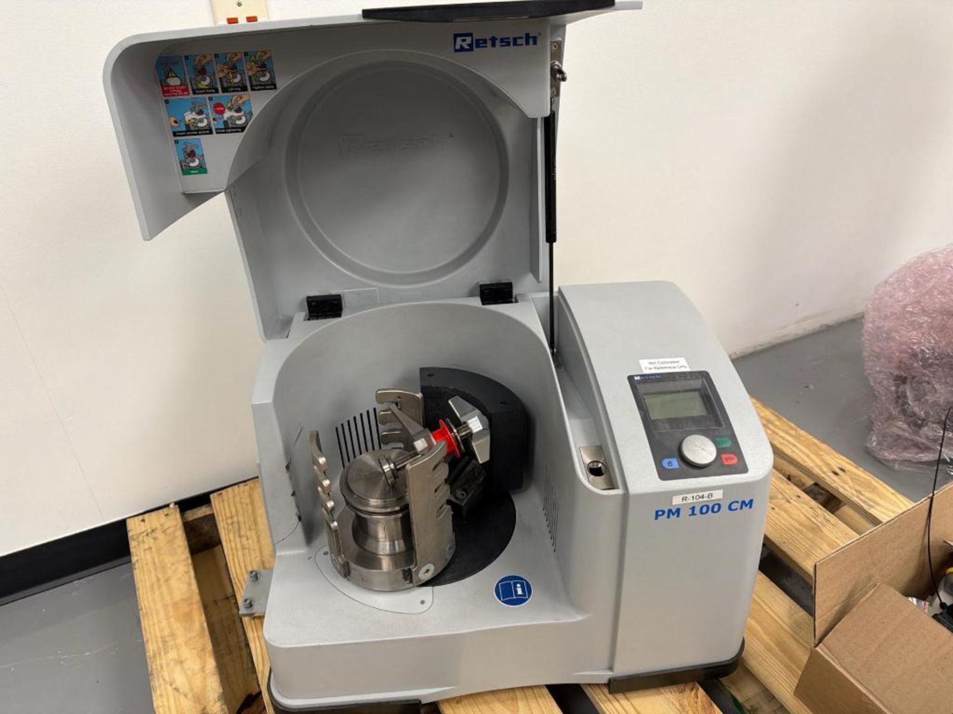 Retsch Planetary Ball Mill PM 100 CM; Designed for pulverizing, mixing ...