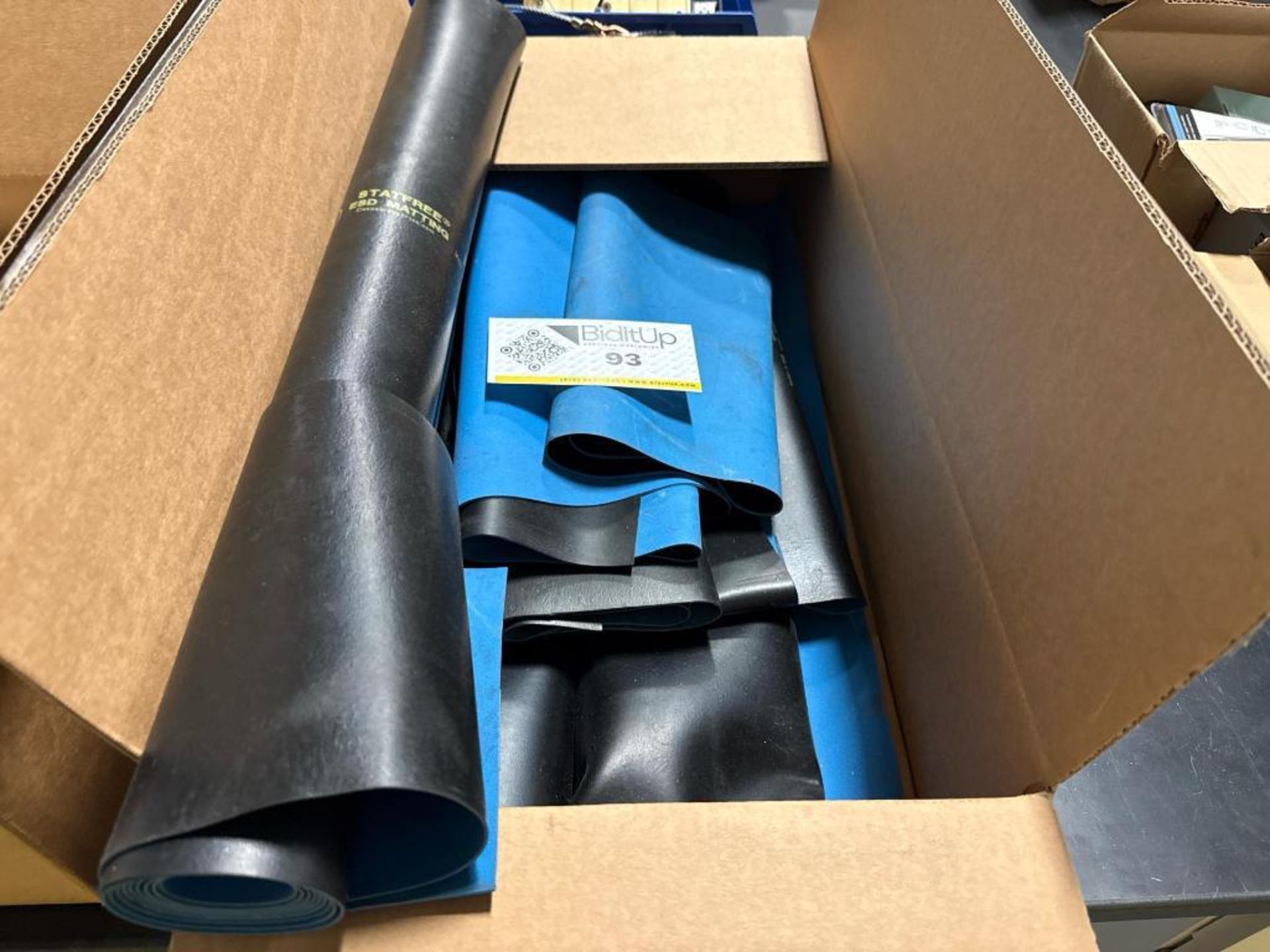 Lot of 6 STATFREE ESD MATTING ; Six electric static discharge mats