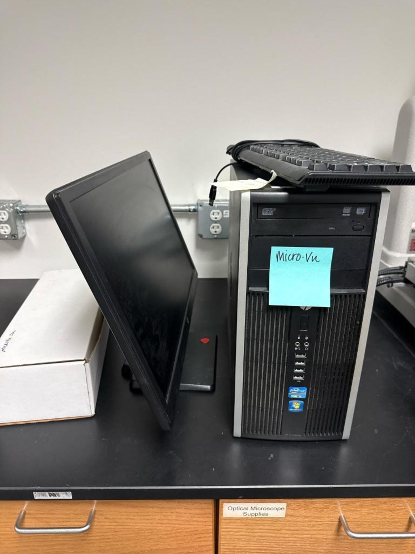 Micro Vu Sol 161; MicroVu Precision measuring machine Model: Sol 161 Sn ...