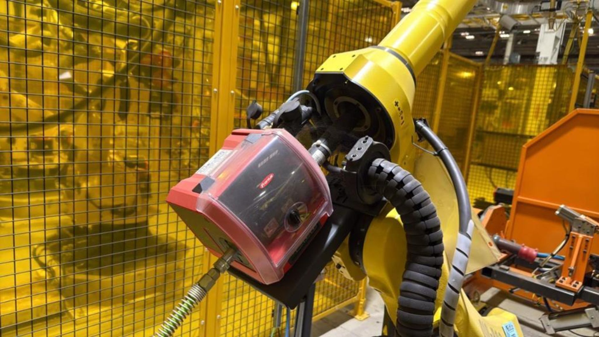 2021 Fanuc ARCMate 120iD/12L 6 Axis MIG Welding Robot; Fronius TPS400i ...