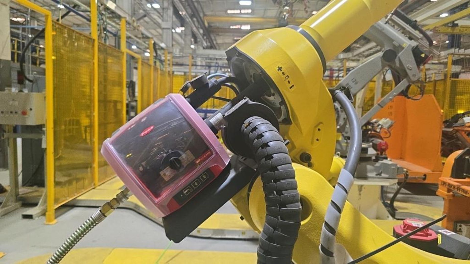 2021 Fanuc ARCMate 120iD/12L 6 Axis MIG Welding Robot; Fronius TPS400i ...