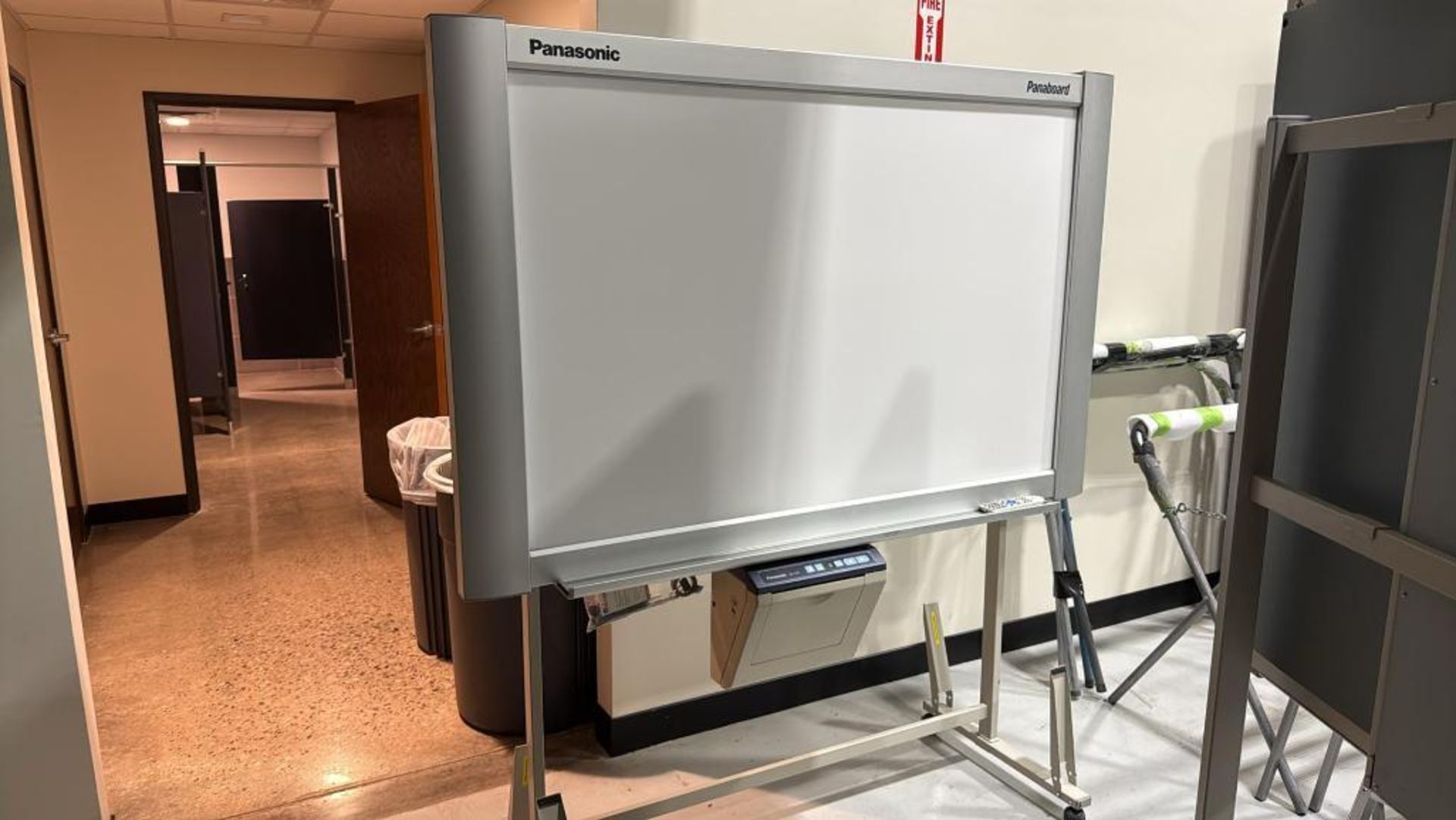 Panasonic UB-7325 Panaboard