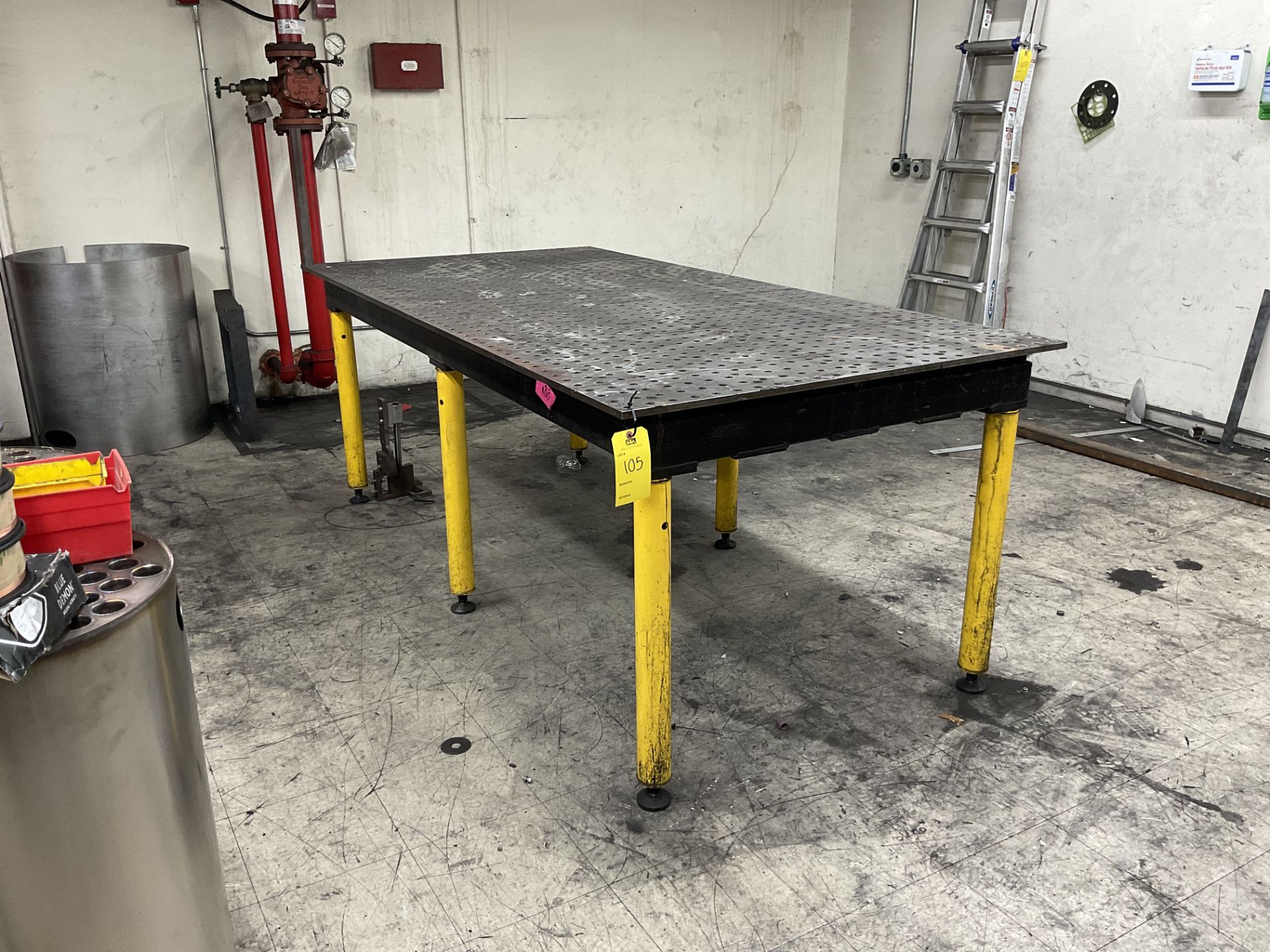STRONGHAND BUILDPRO WELDING TABLE, 8X4'
