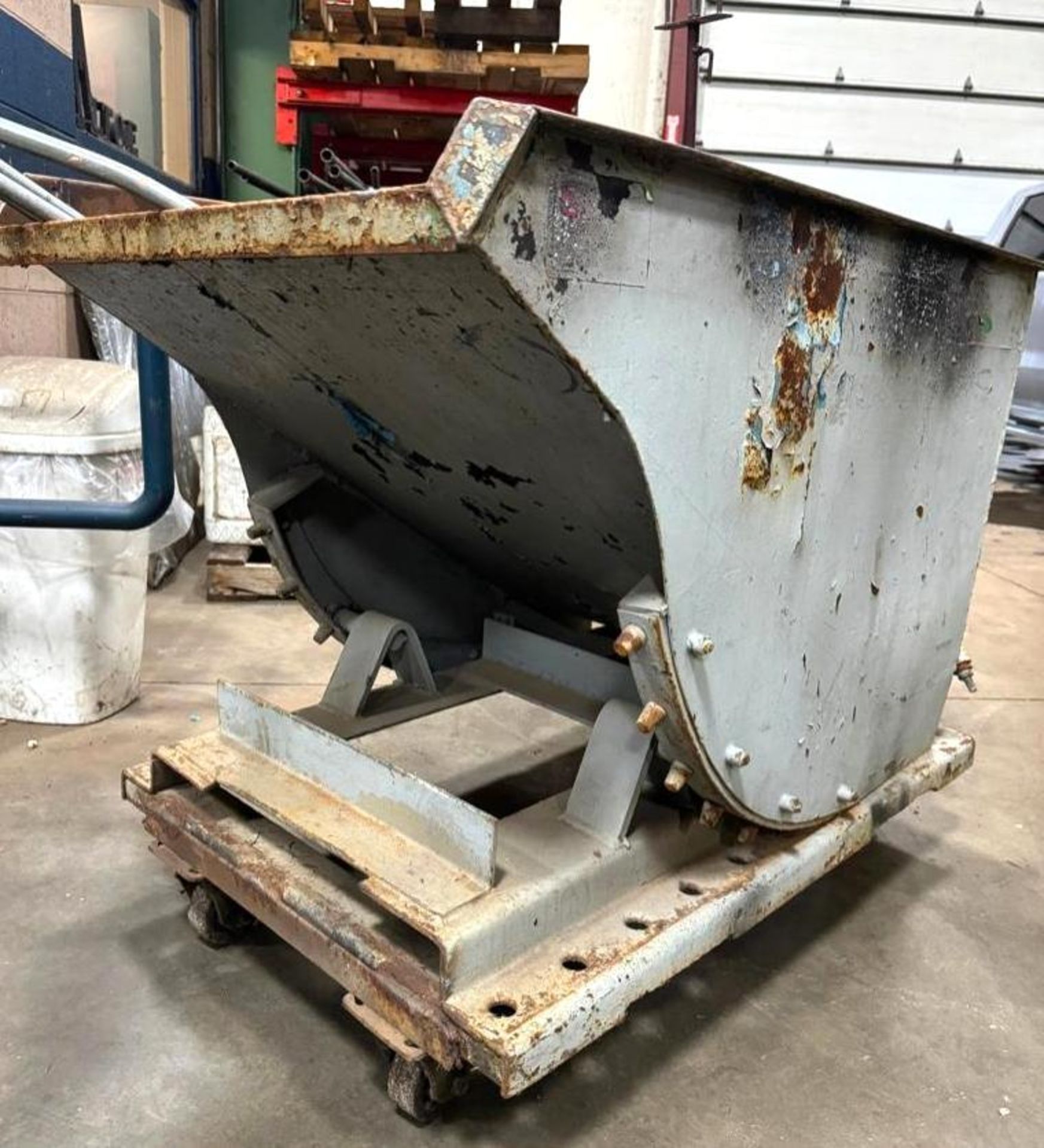 Loading Fee: Portable Dumping Scrap Hopper 48" x 31" x 37" High Drain ...