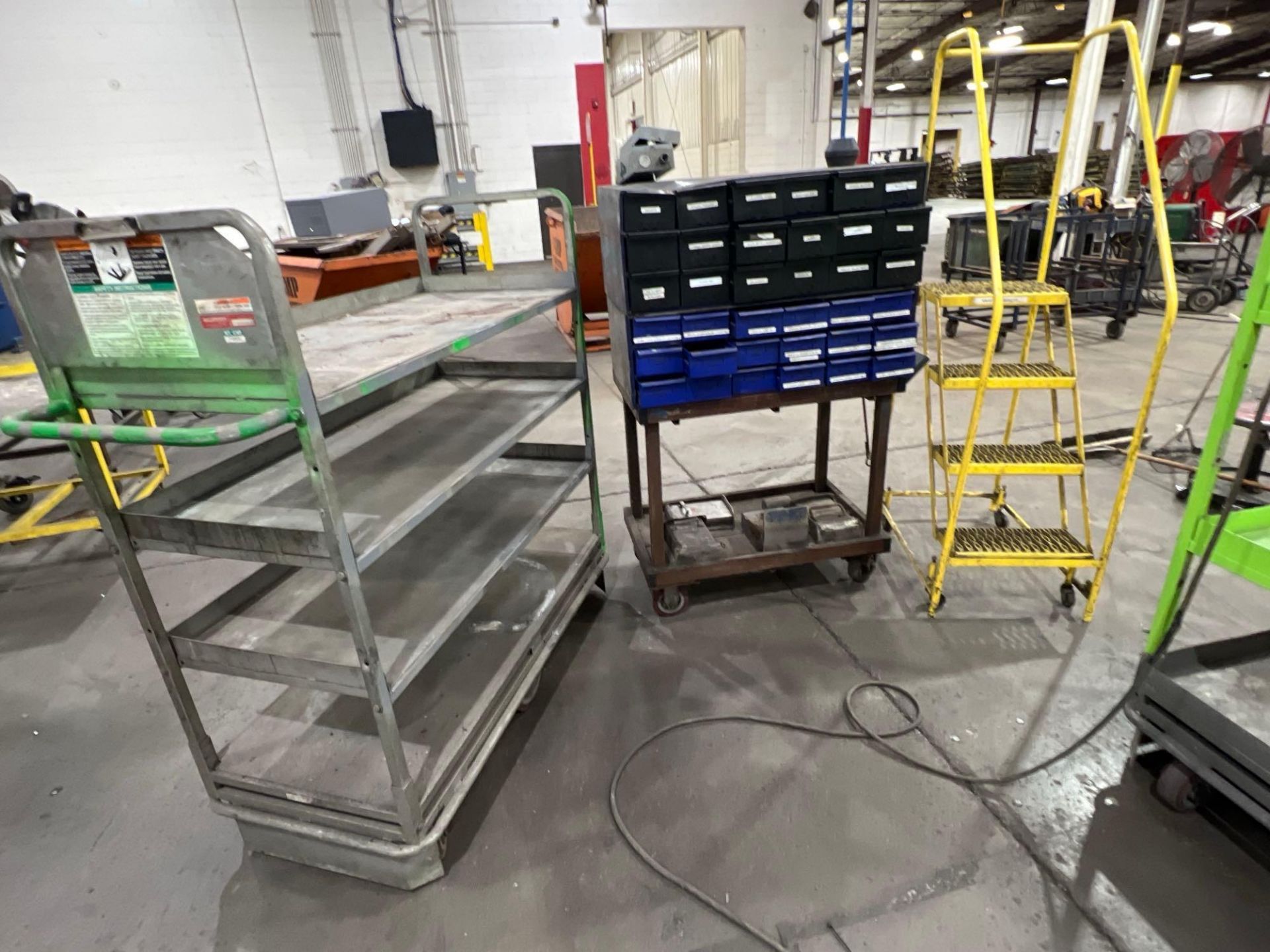 Lot of (3) Carts & Wheel Around Ladder4 Step Ladder4 Shelf Cart36 ...