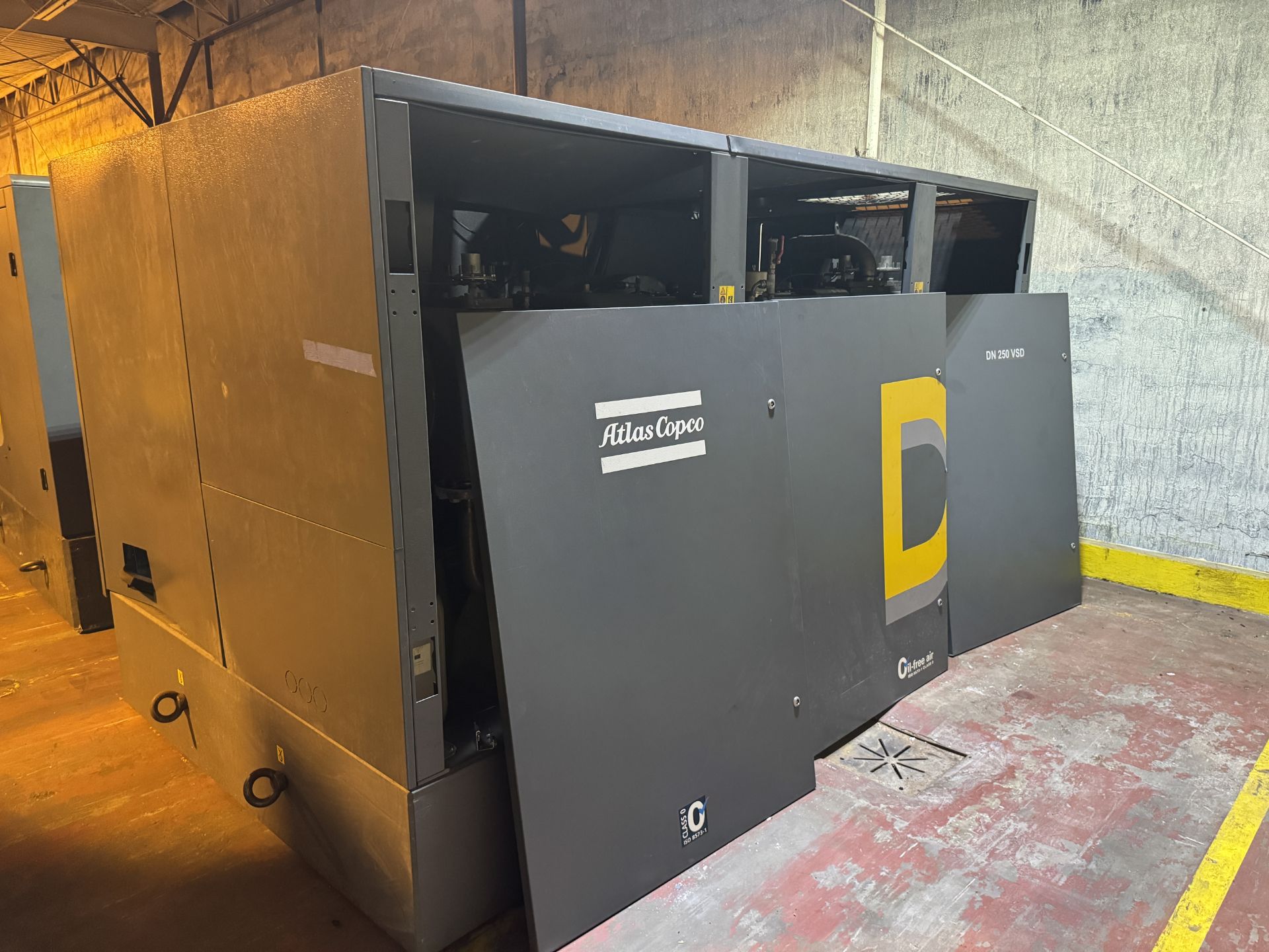 [Lot] of (2) Atlas Copco air compressors consisting of (1) model 2DN2 ...