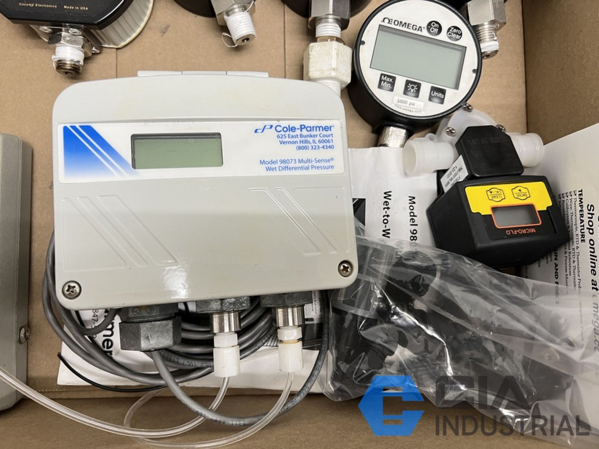 (LOT) DIGITAL GAUGES