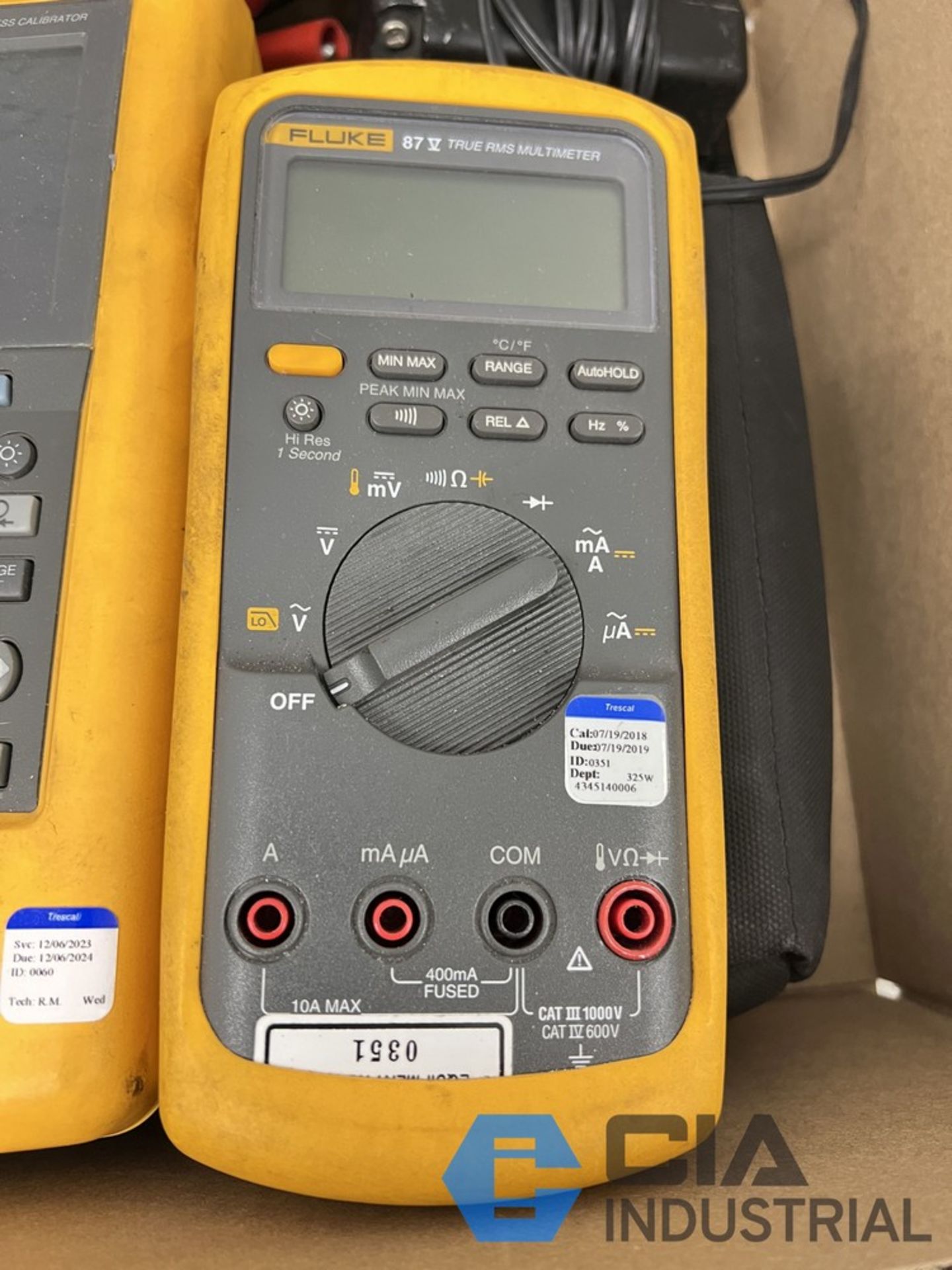 (LOT) (3) ELECTRIC TESTERS; FLUKE METERS INCLUDING 1520 MEGA OHM METER ...