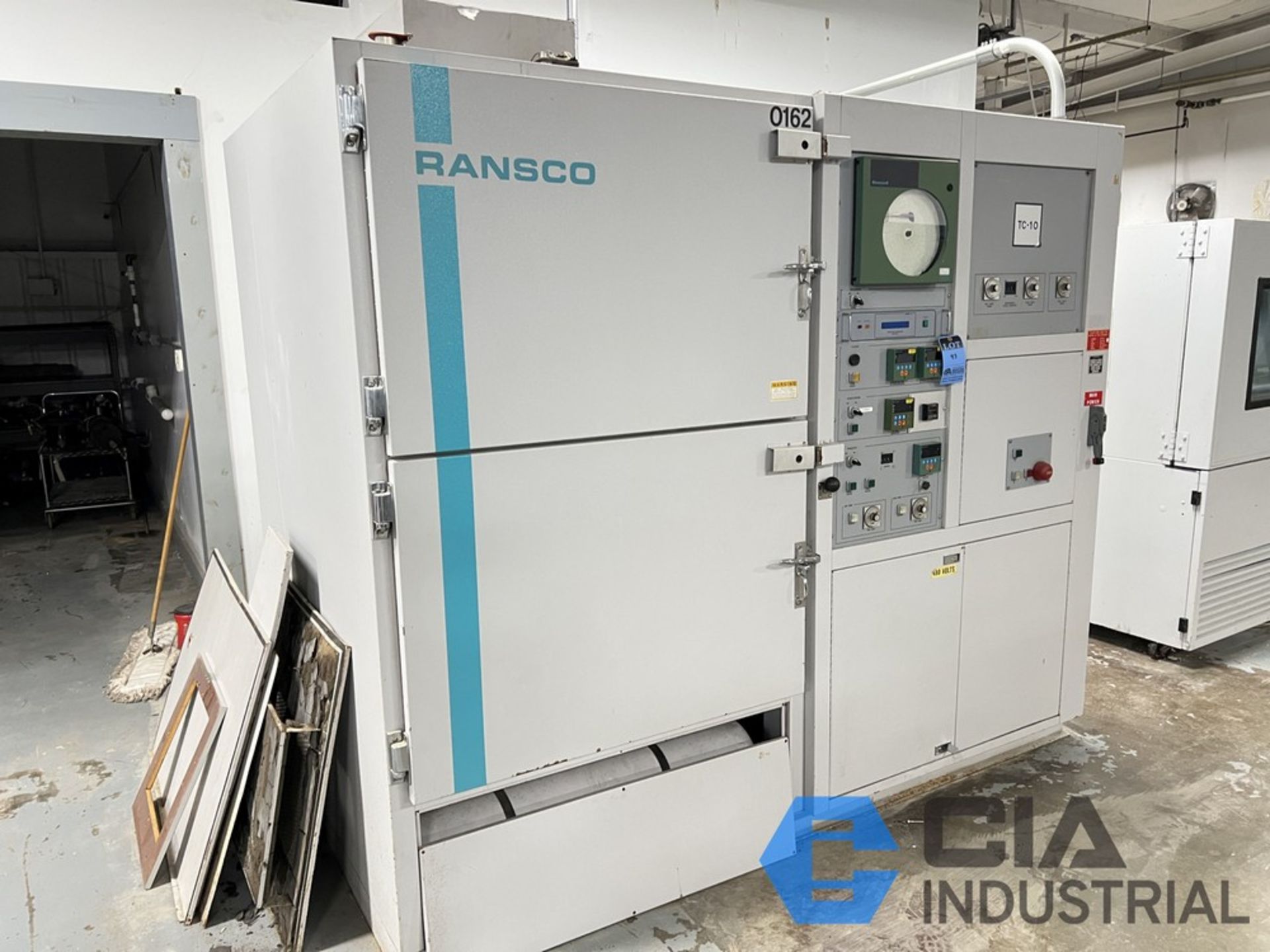 RANSCO IND. MODEL 7108-1 VERTICAL TWO-ZONE ENVIROMENTAL CHAMBER; S/N ...