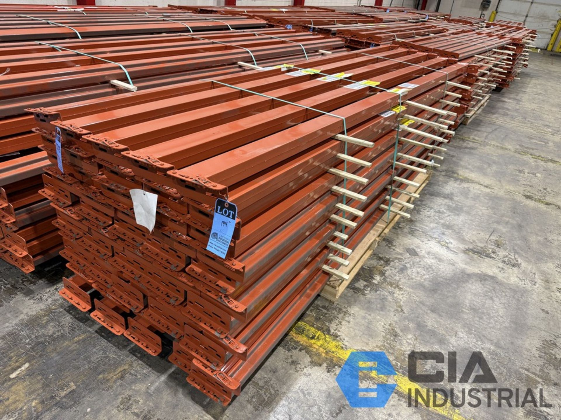 { Option of lots: 315, 316, 317, 318 (P) } 4" FACE X 144" LONG PALLET ...