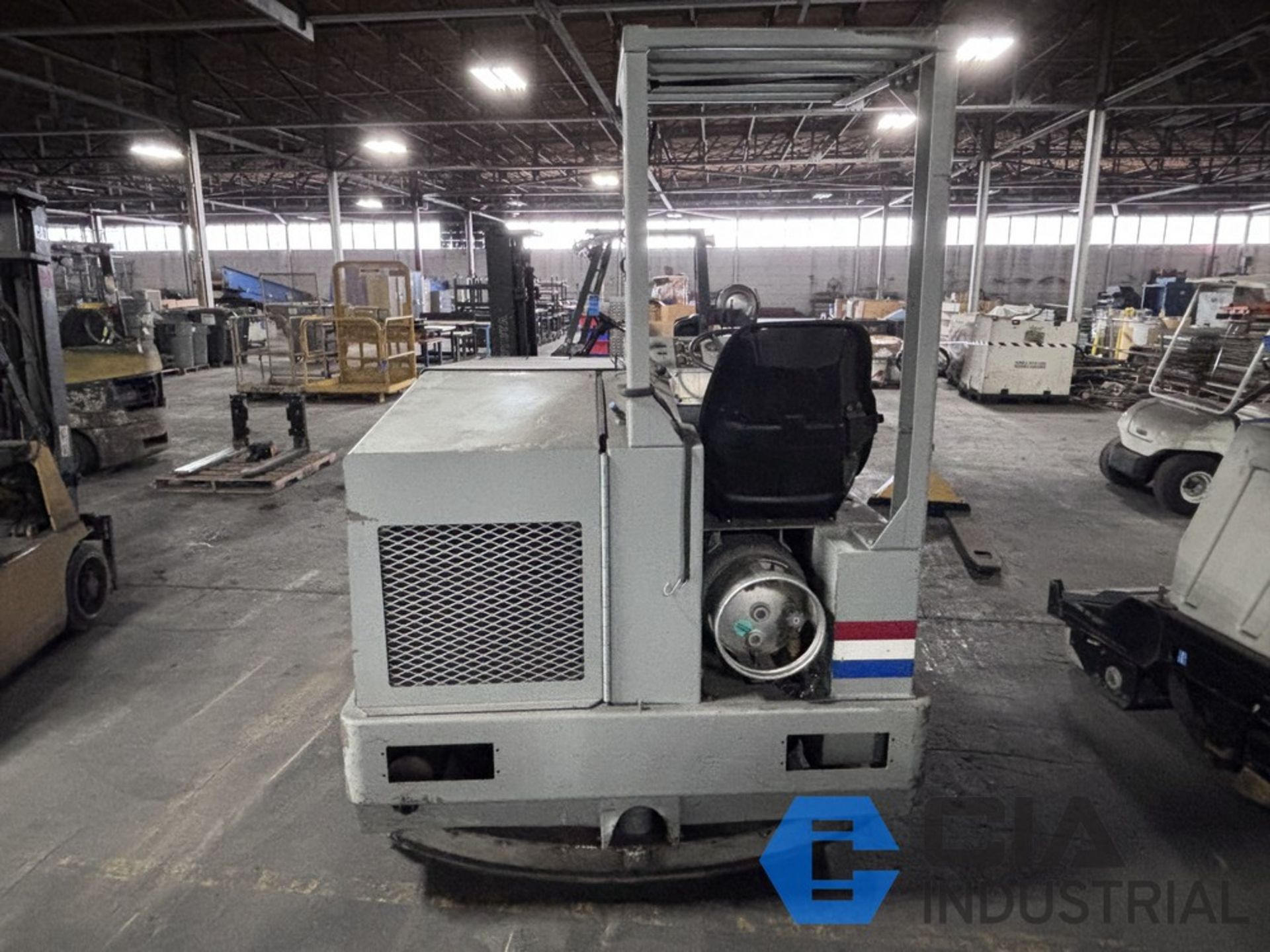 CLARKE AMERICAN LINCOLN MODEL 505-202 LP RIDE ON FLOOR SWEEPER ; S/N ...