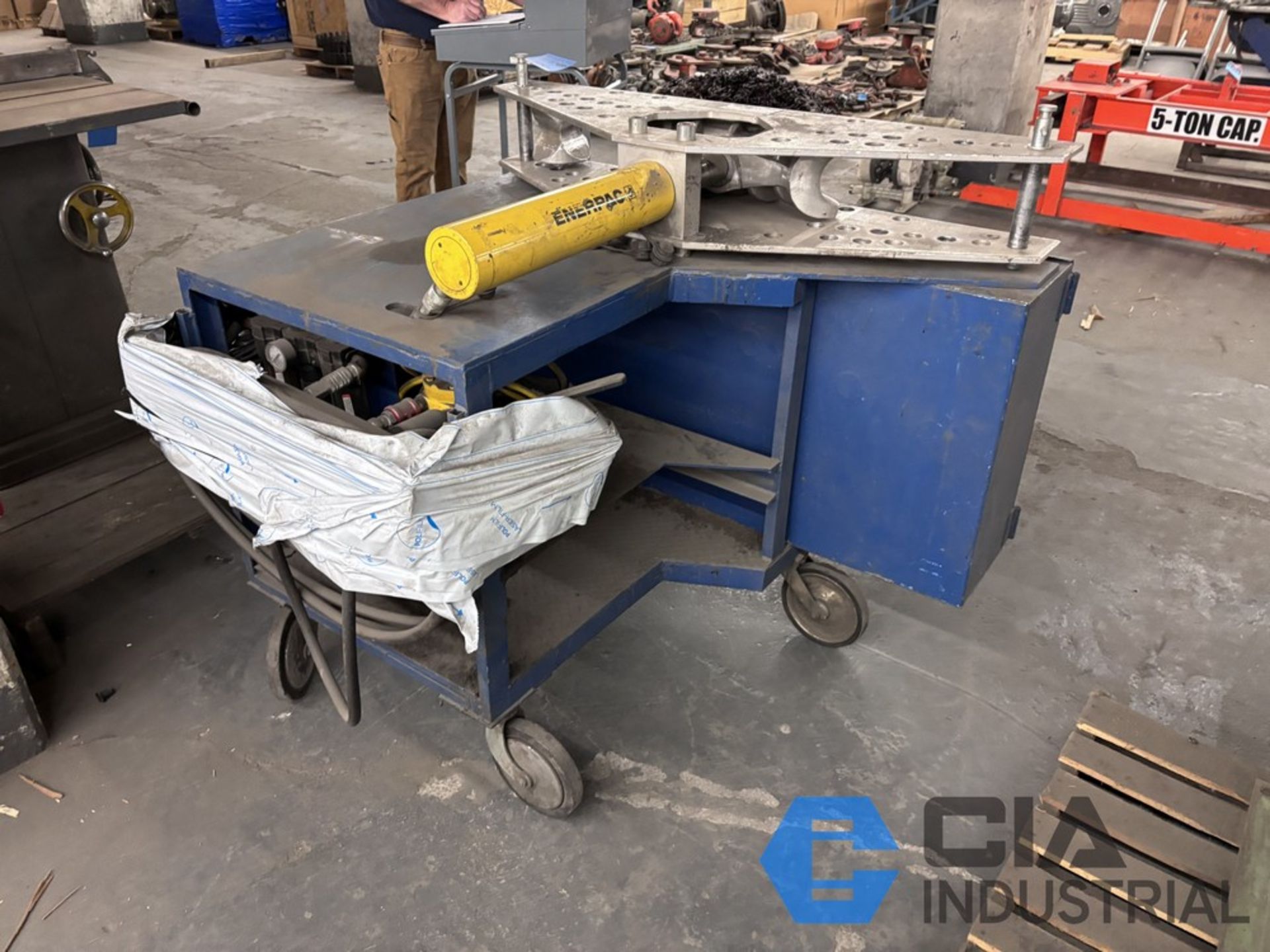 1" -4" ENERPAC TUBE BENDER WITH DIES
