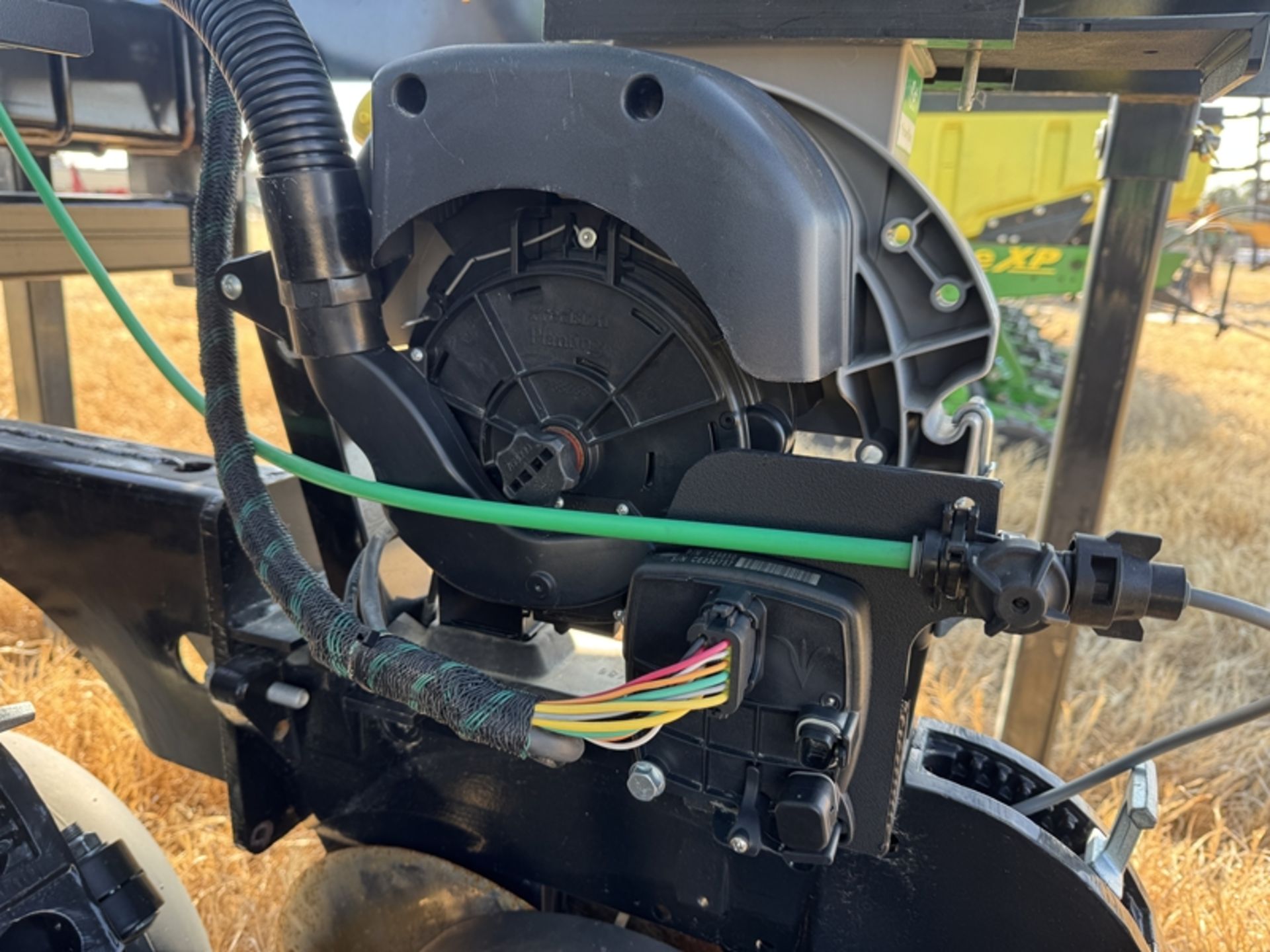 CRUST BUSTER Speed King 6020 TW6X36 peanut planter-Less than 1,500 ...