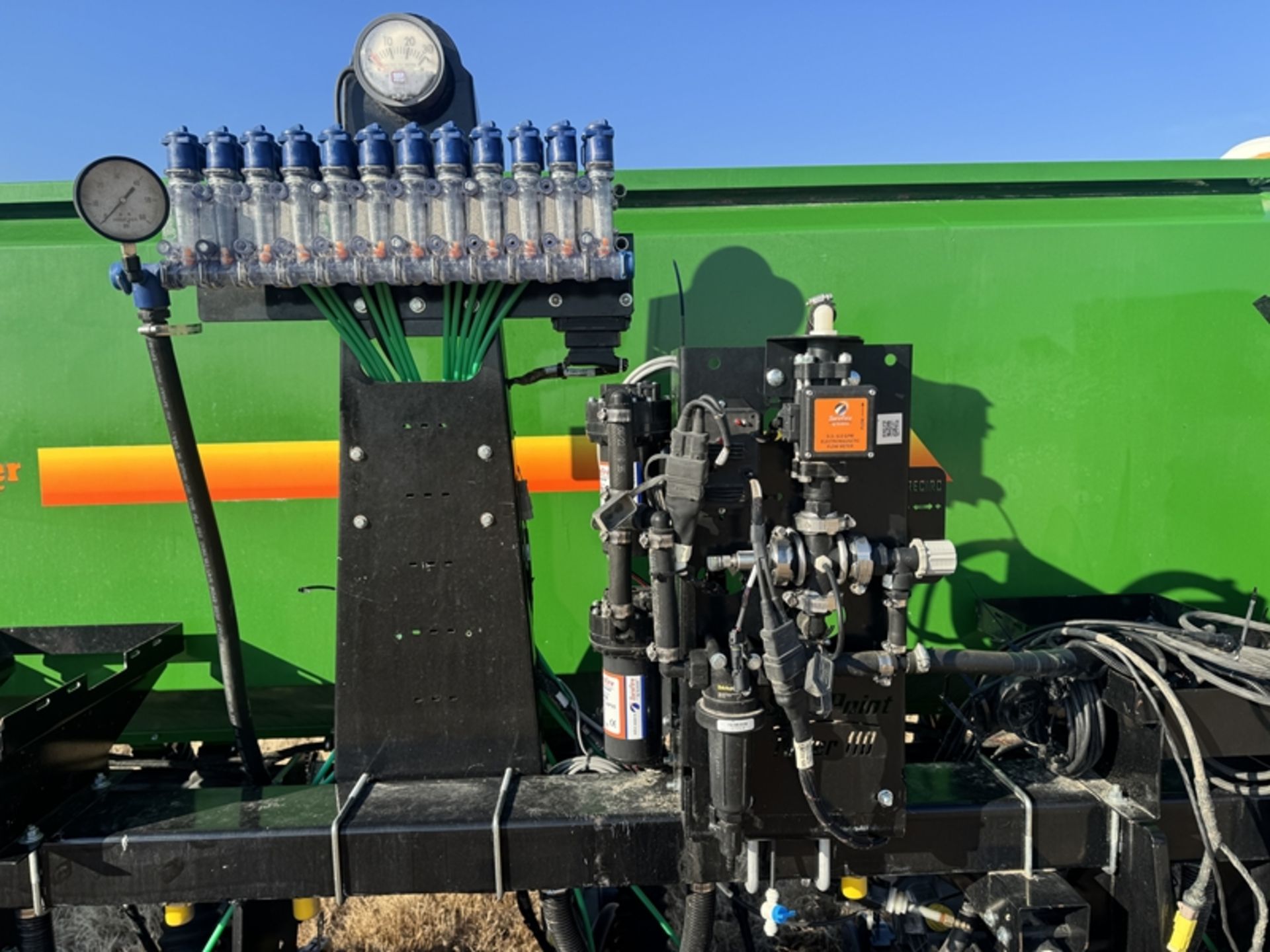 CRUST BUSTER Speed King 6020 TW6X36 peanut planter-Less than 1,500 ...