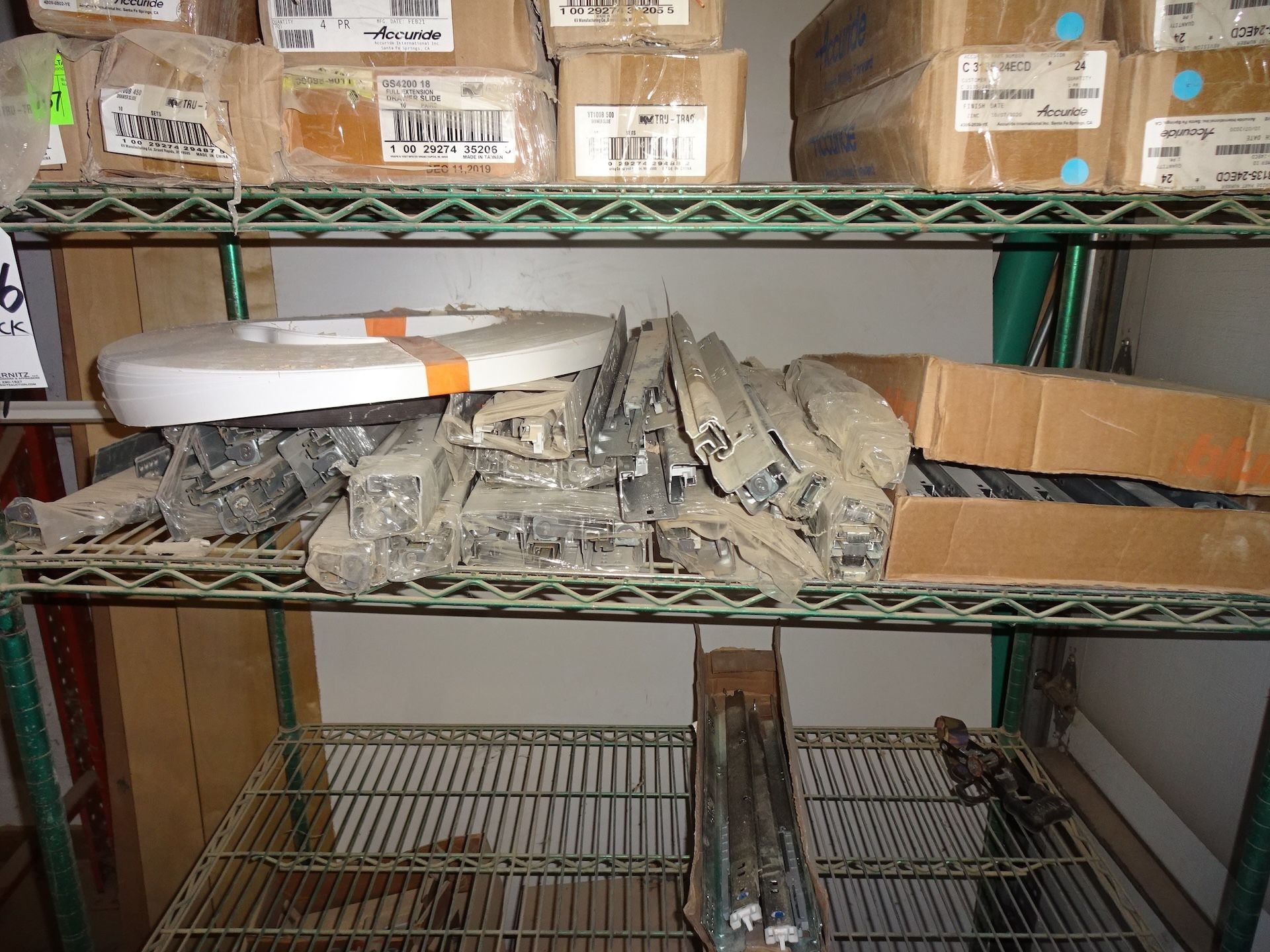 LOT: ASSORTED EDGE BANDING & CABINET HARDWARE WITH PORTABLE RACK