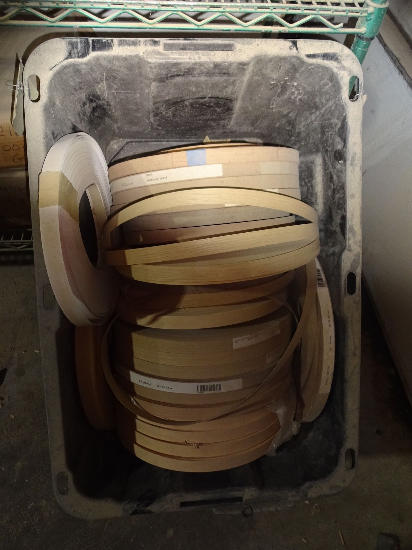 LOT: ASSORTED EDGE BANDING & CABINET HARDWARE WITH PORTABLE RACK