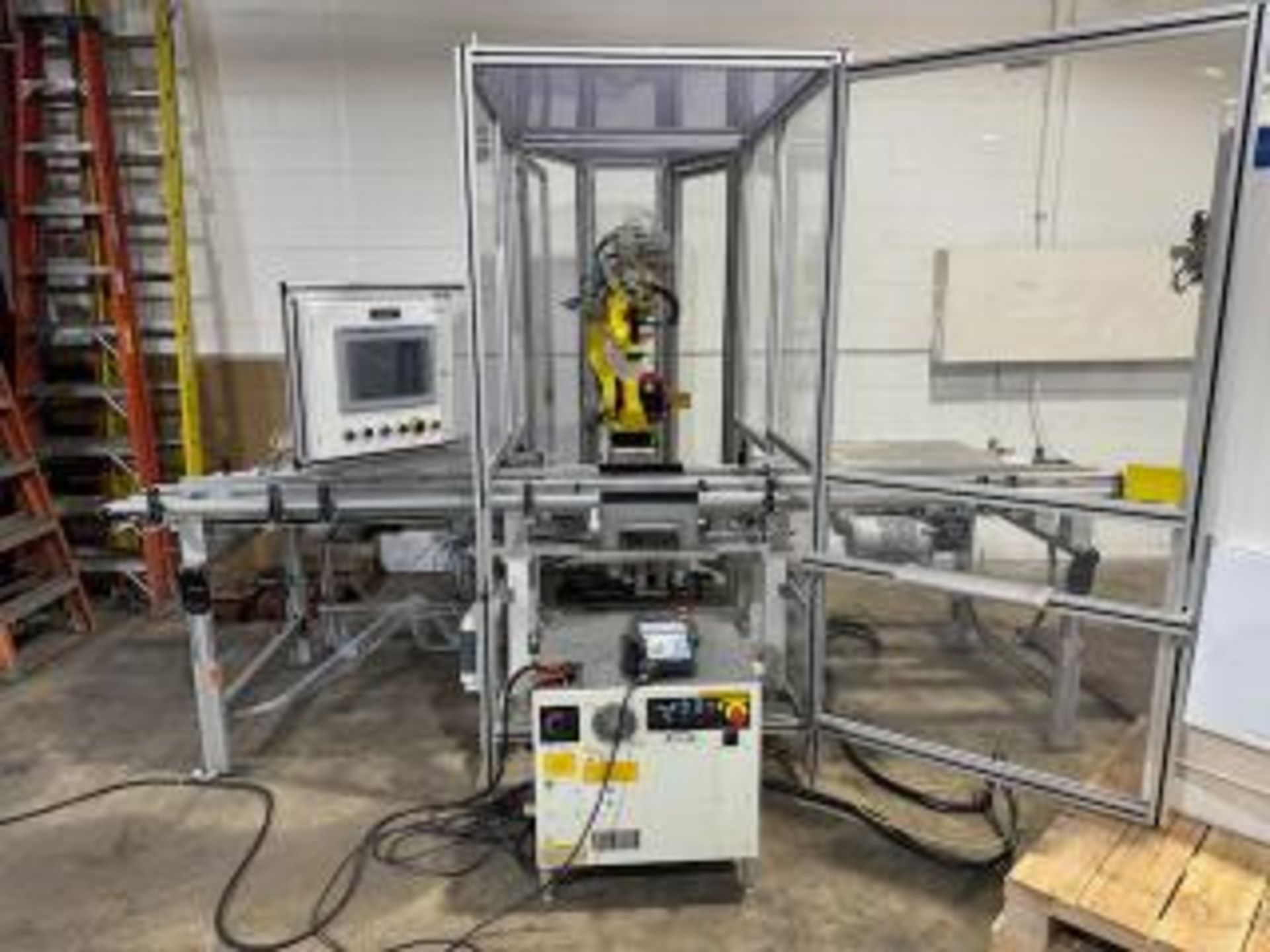 Fanuc M10iA/12 Load and Unload Cell. Self contained load / unload ...